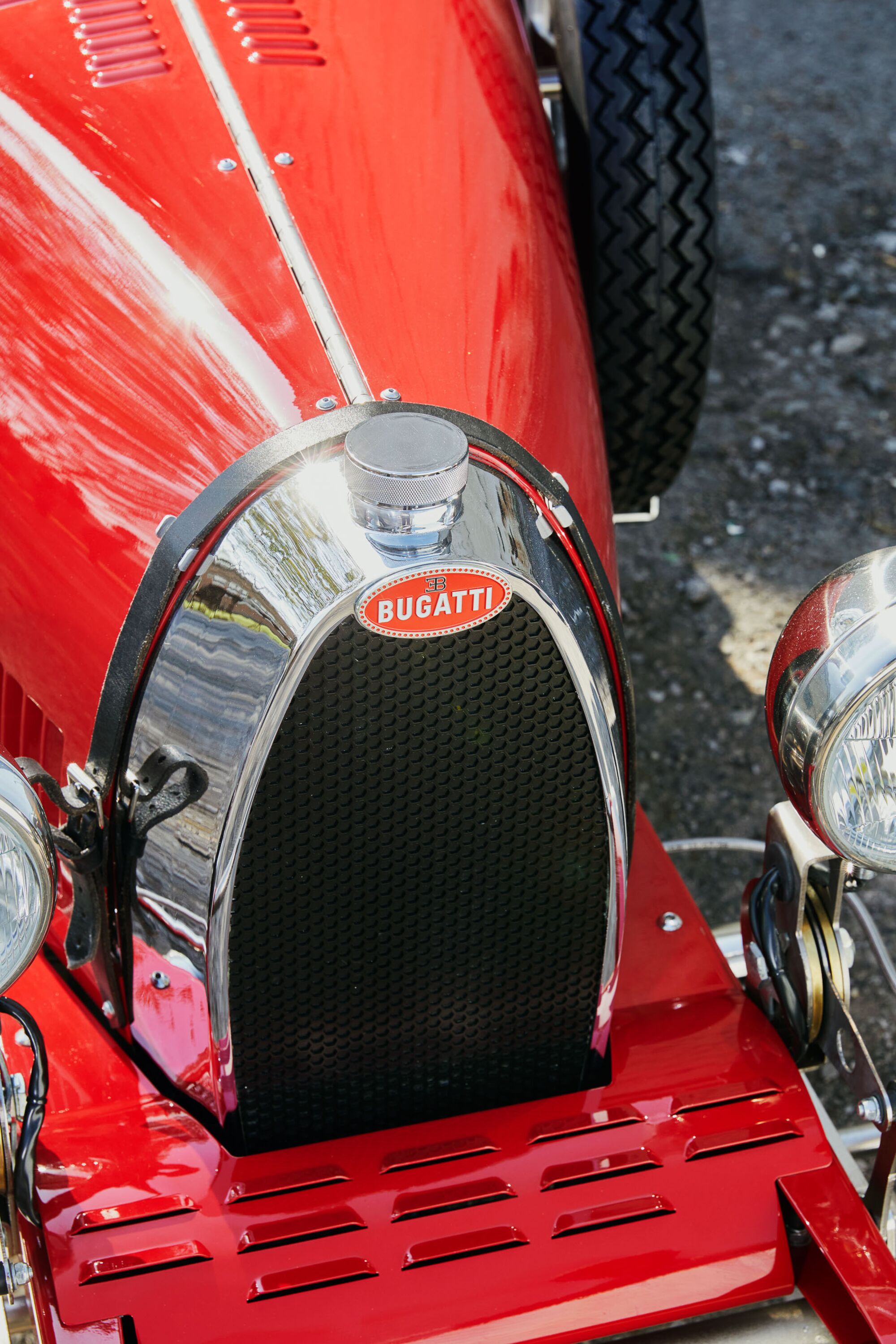 Little Car Co.’s Tiny Replicas of Bugatti, Aston Martin Are Drivable