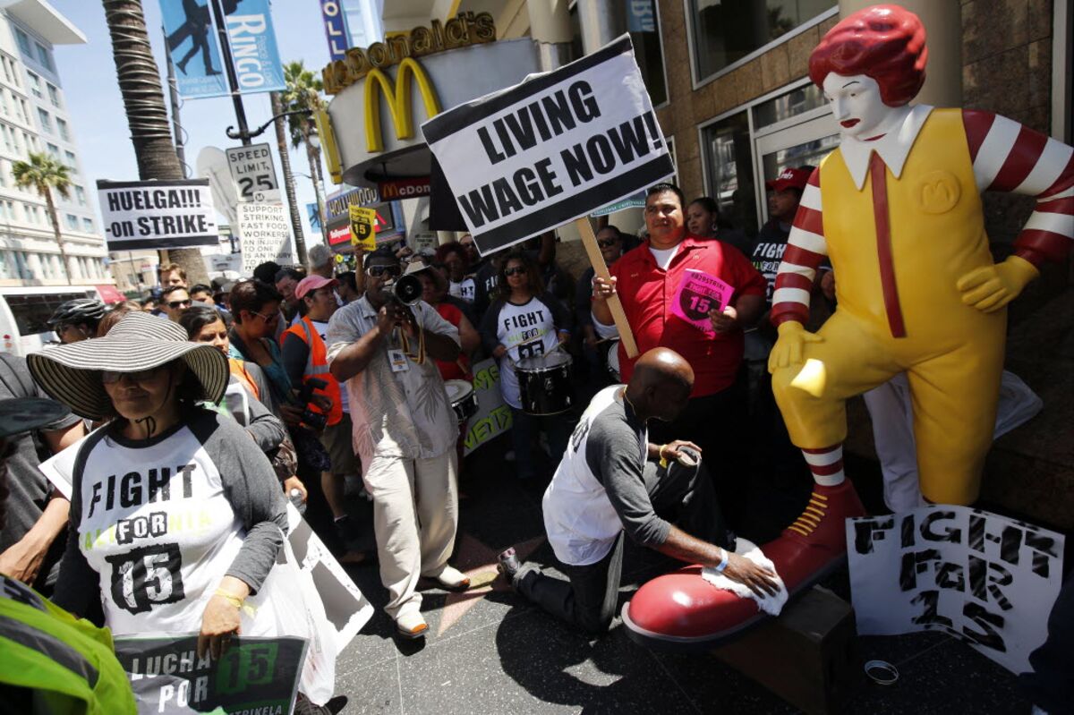 Fast-Food Strike Likely to Strike Out - Bloomberg