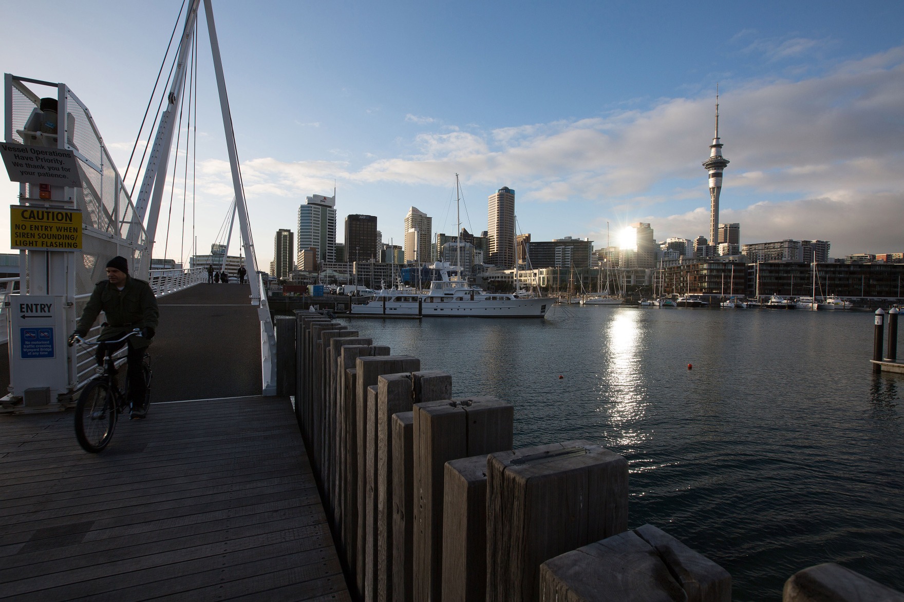 New Zealand Lowers Tourism Spending Forecast on China Revision - Bloomberg