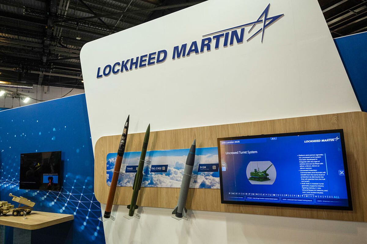 US Needs More Missiles From Lockheed and RTX, Not Defense Stock ...
