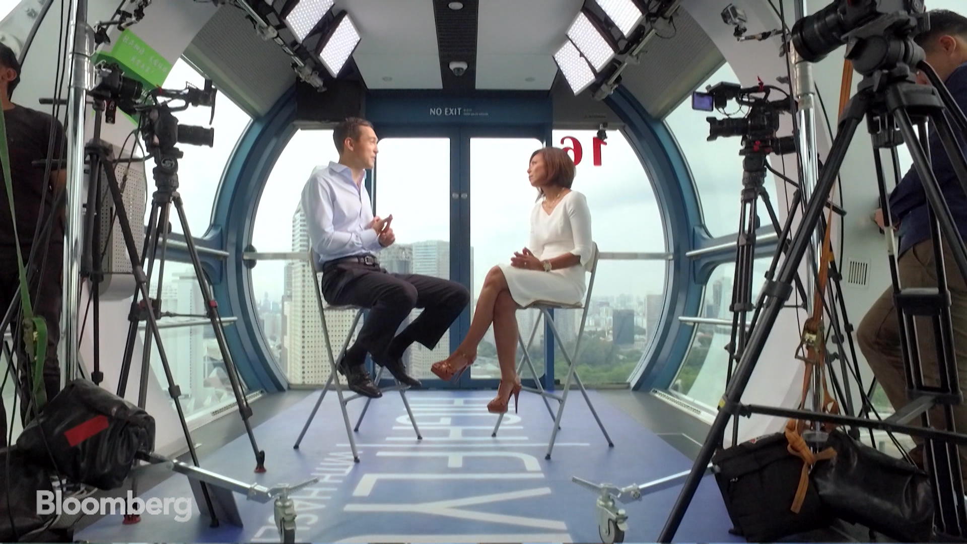 Watch Nathan Blecharczyk on 'High Flyers' Full Show - Bloomberg