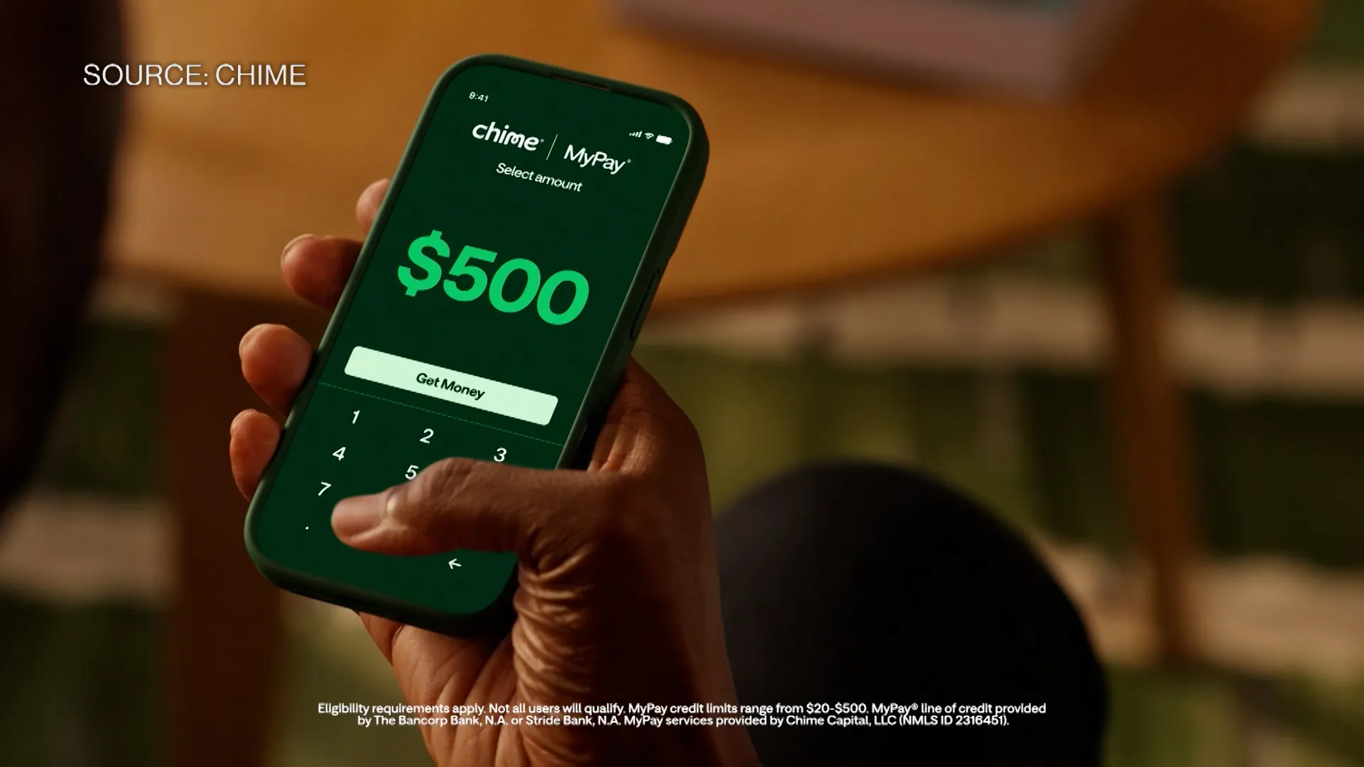 Watch Chime Aims to Move Upmarket With New Accounts - Bloomberg