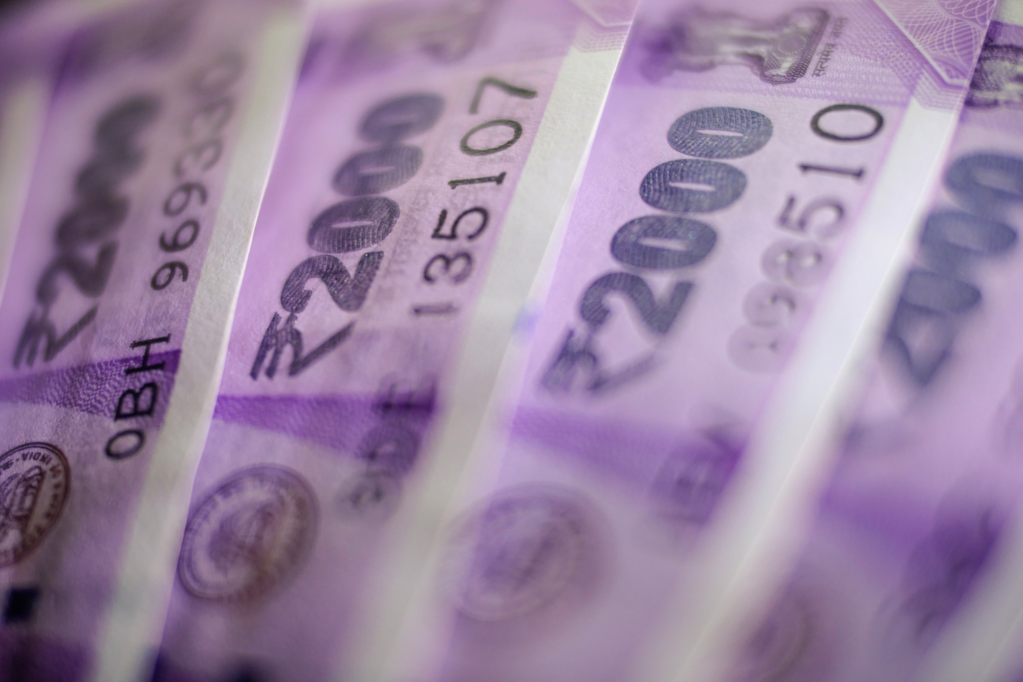 No Love for India's Rupee as Analysts Rush to Cut Forecasts - Bloomberg