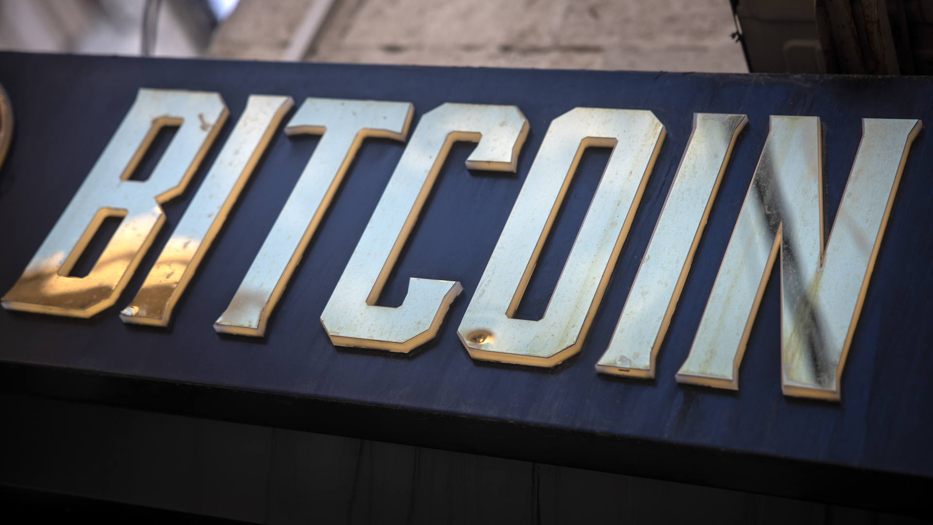 Watch Bitcoin's Big Moves - Bloomberg