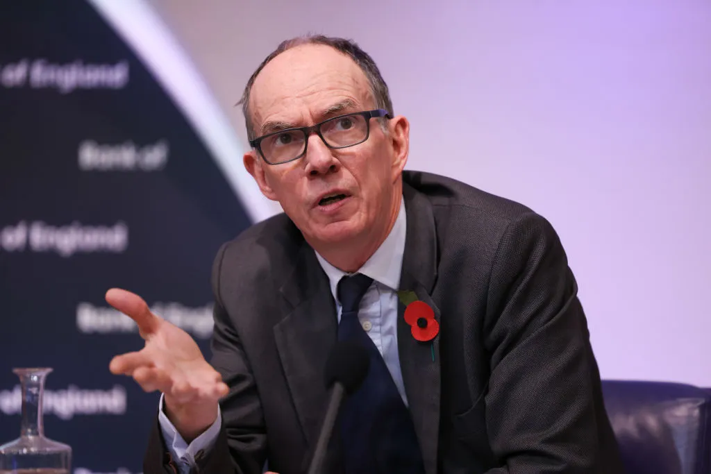 Don't Let Hedge Funds Into the UK Gilt Temple - Bloomberg