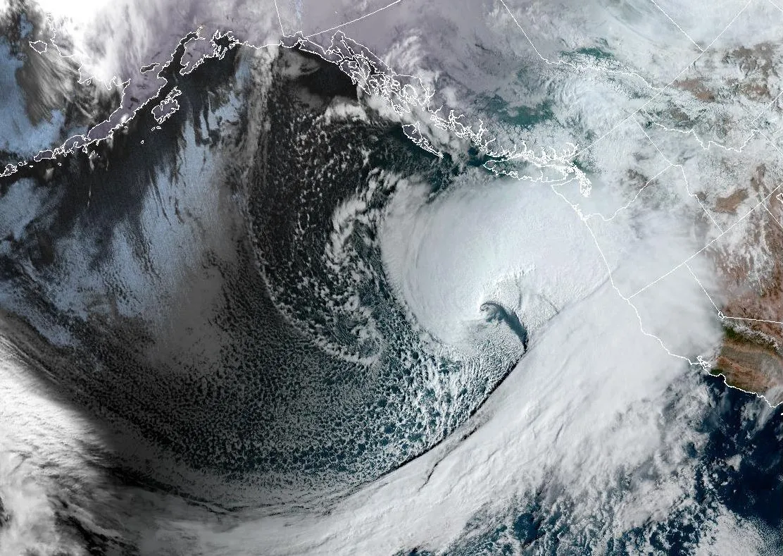 Pressure-Packed Bomb Cyclone Set to Slam California, West Coast - Bloomberg