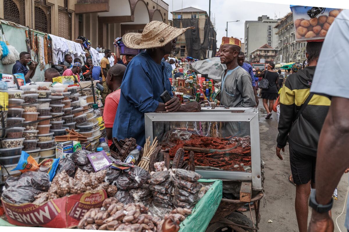 Nigerian Inflation Cools Again Amid Hope Prices Have Peaked - Bloomberg