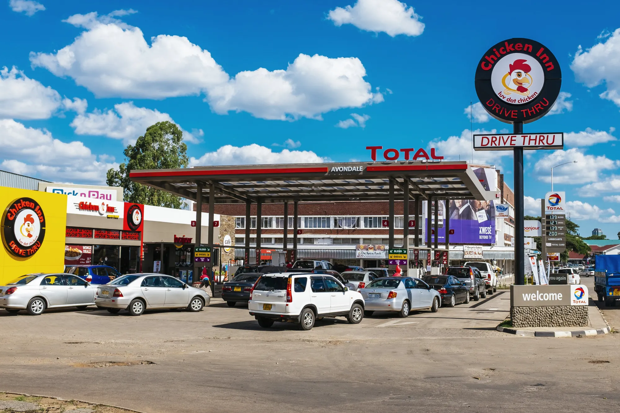 Trafigura Unit to Supply Gasoline to Zimbabwe Amid Shortages - Bloomberg