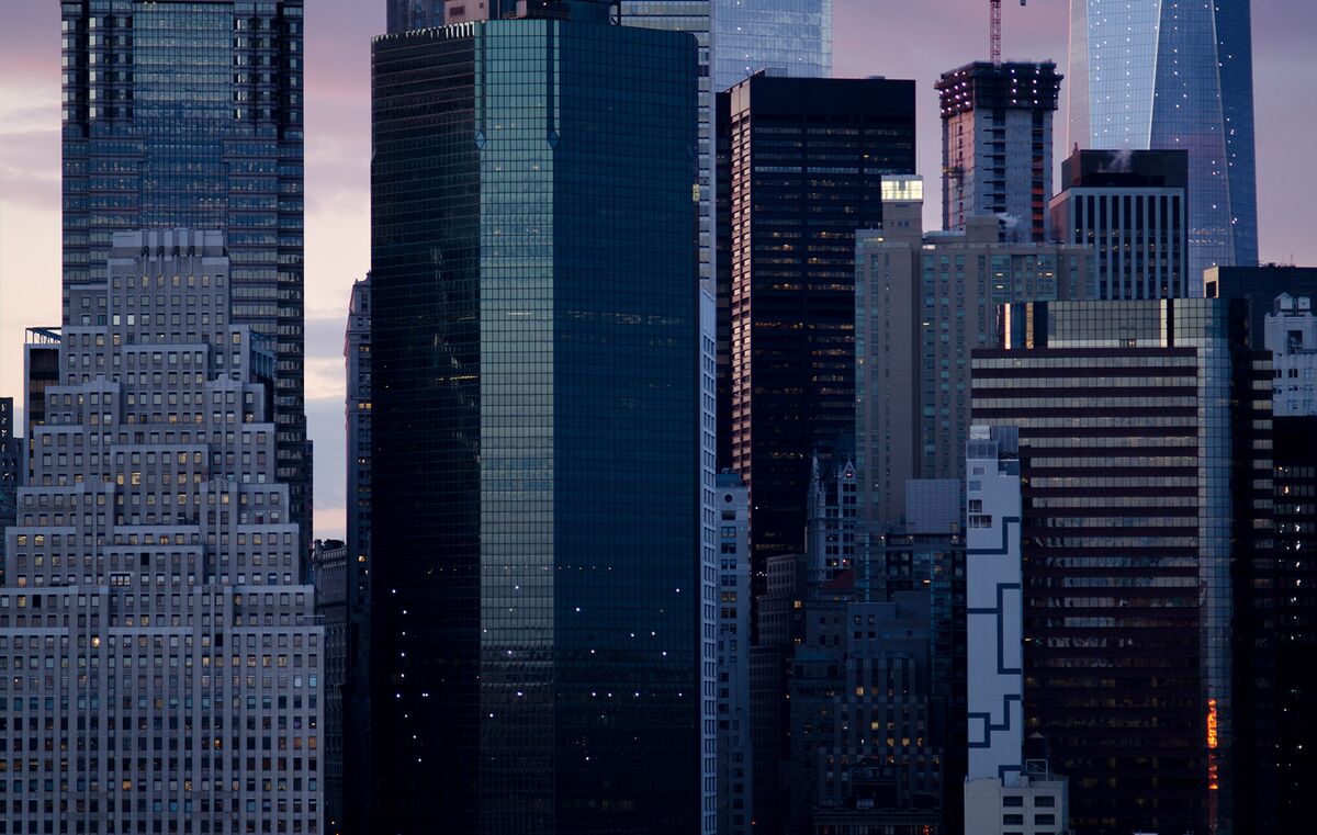 About 42% of Big Mergers Found to Leak Before Being Announced - Bloomberg