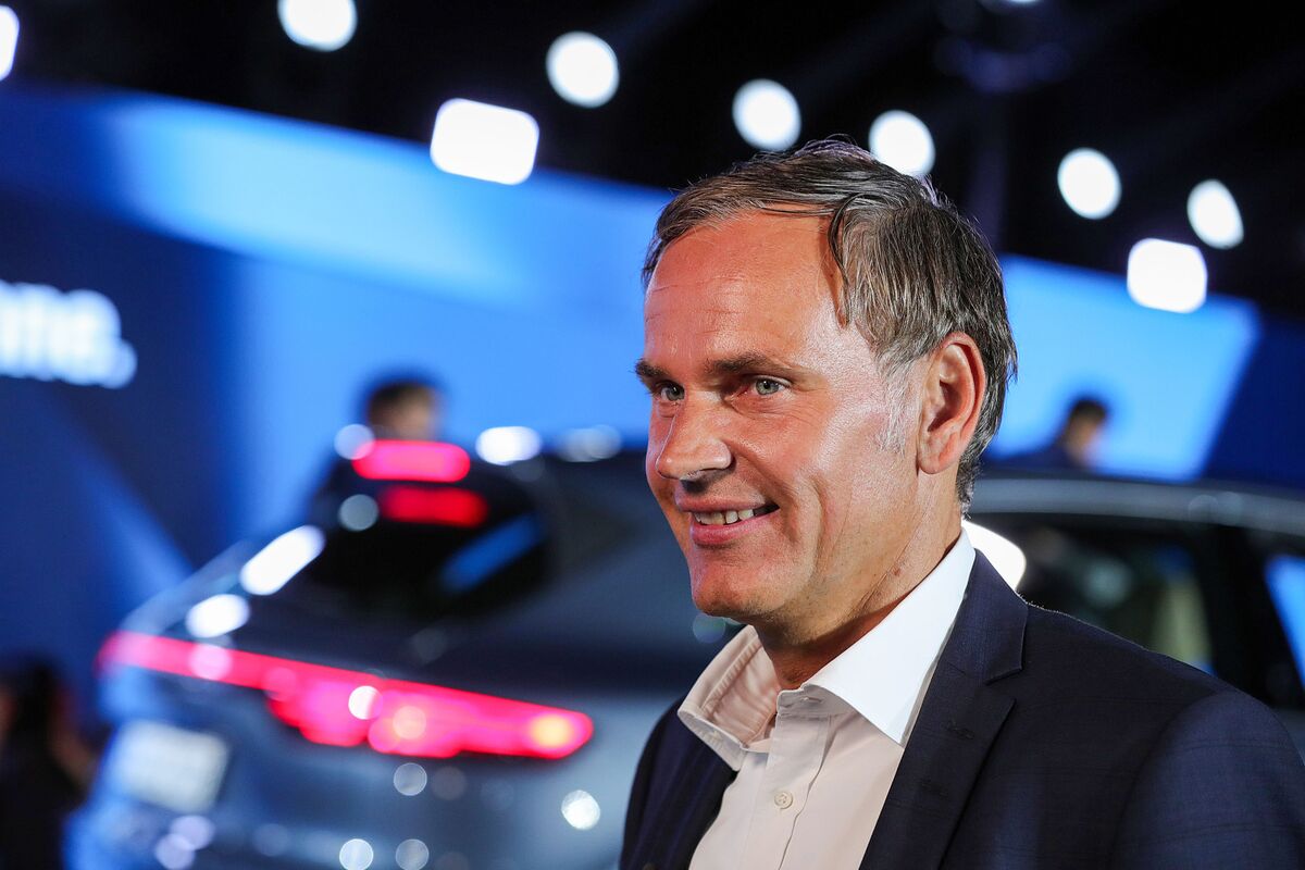 Porsche CEO Confirms Plan for $6.8 Billion Profit Boost by 2025 - Bloomberg