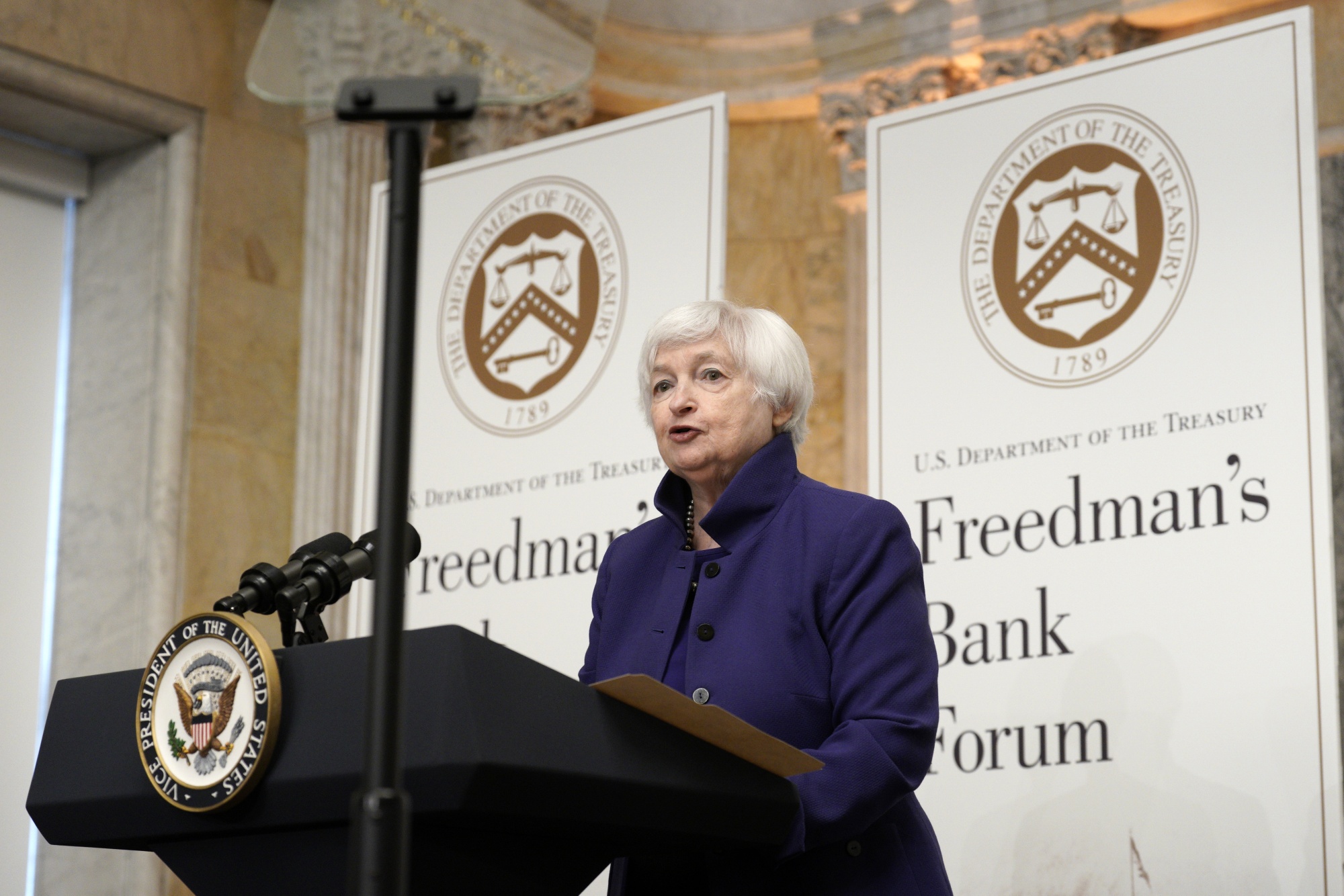 Janet Yellen Says There’s ‘No Truth’ to Reports of Her Leaving Office ...