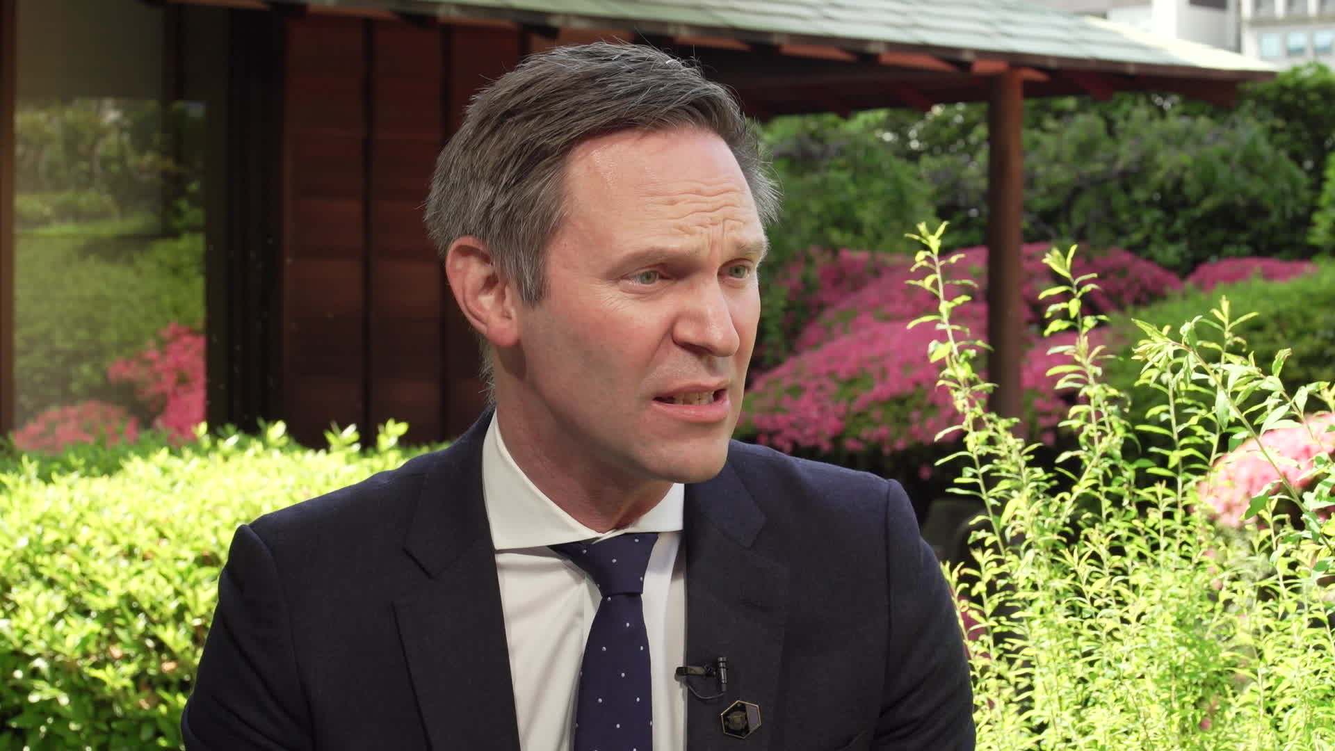 Watch Mike Pyle on Debt Talks, China - Bloomberg