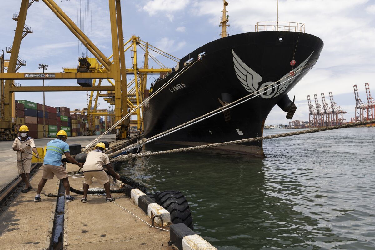 Supply Chain Latest: Globalization 2.0 Is Going to Be Costly - Bloomberg