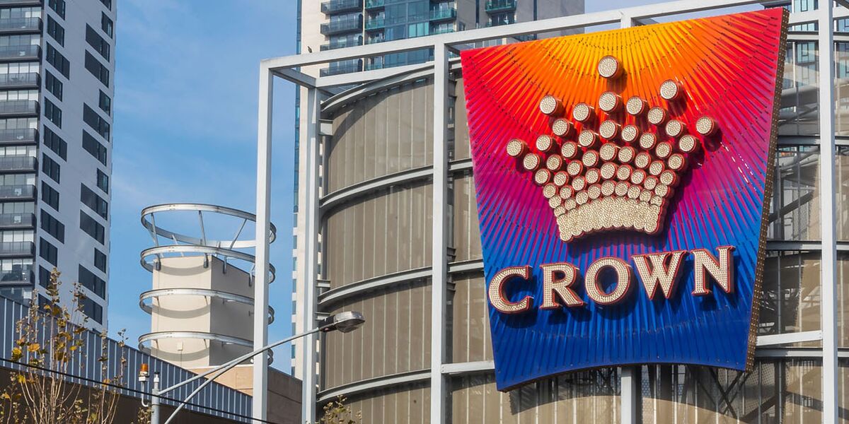 Crown Hit by Slot-Machine Tampering Claims After China Turmoil - Bloomberg