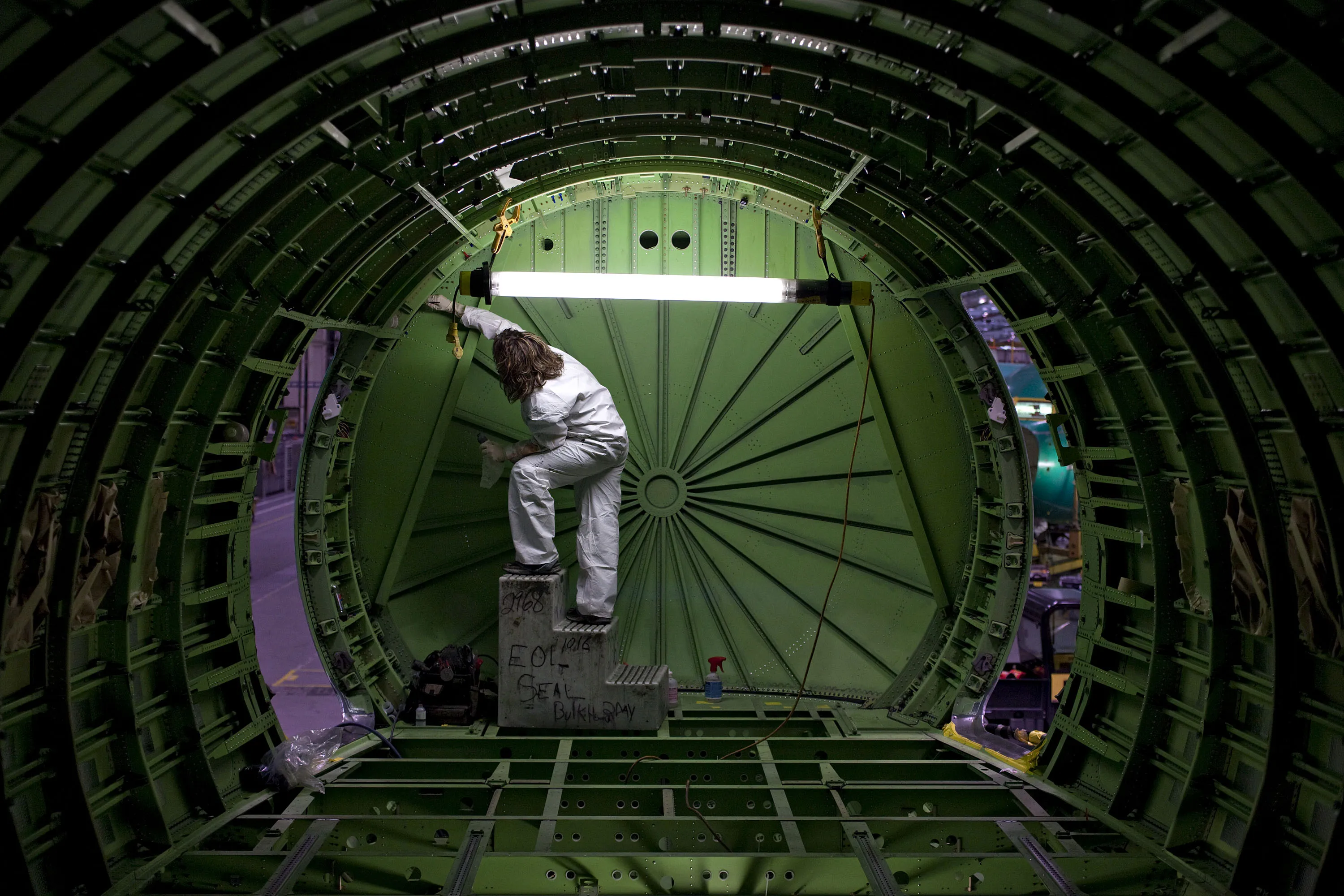 Boeing Supplier’s Labor Standoff Puts 737 Output Hike at Risk (BA ...