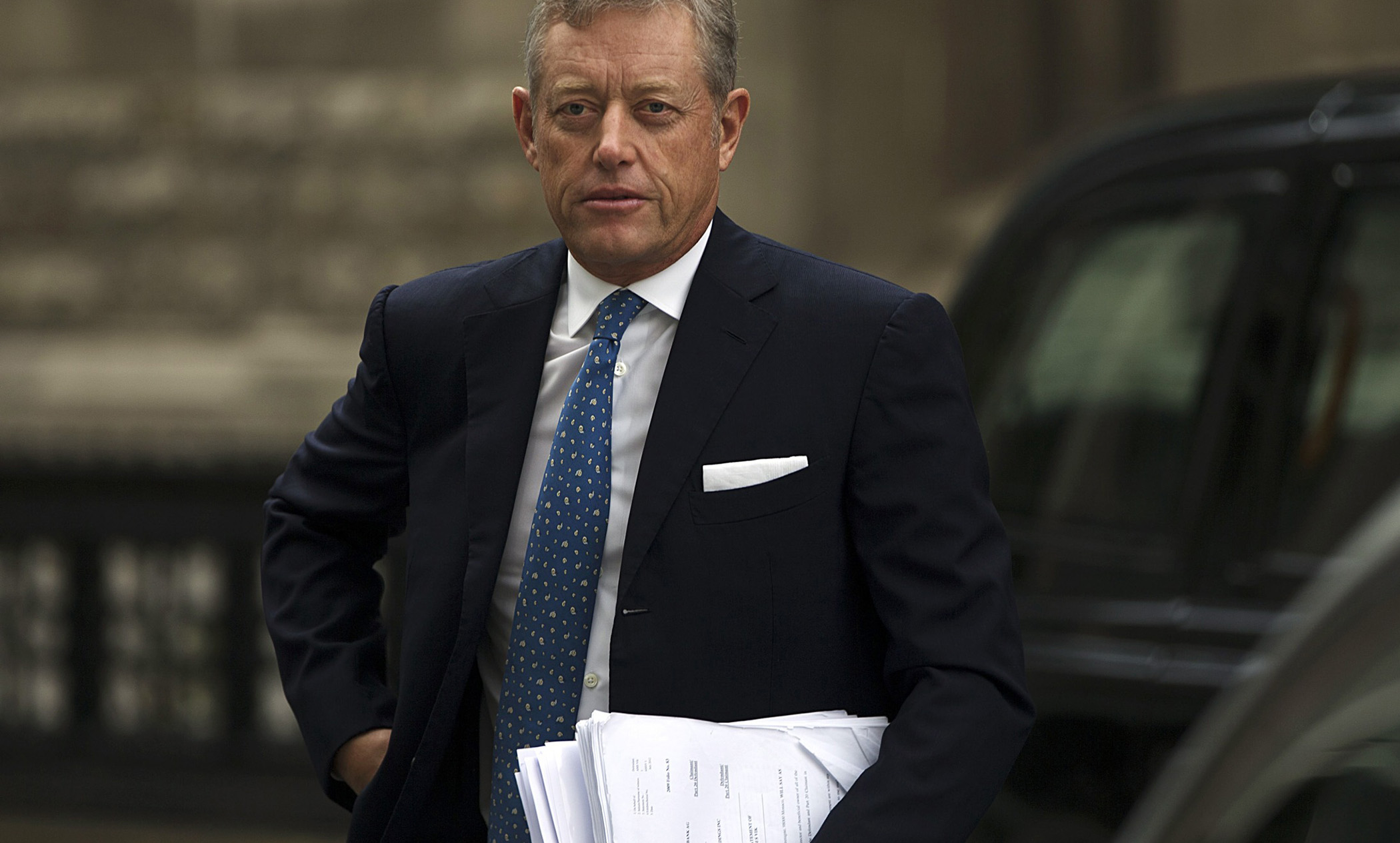 Deutsche Bank Says Billionaire Vik May Face Jail Over Debt - Bloomberg