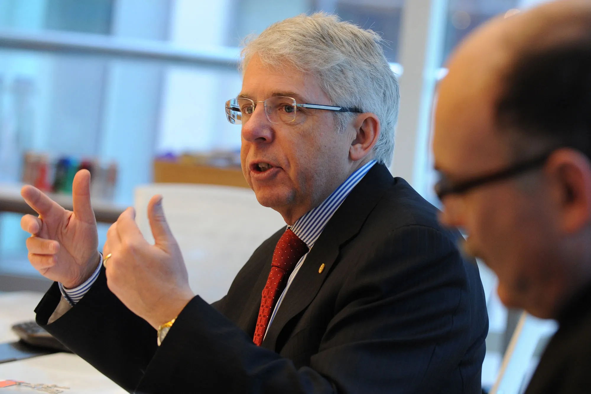 U.S. Among Worst in World for Red Tape, Sun Life CEO Says - Bloomberg