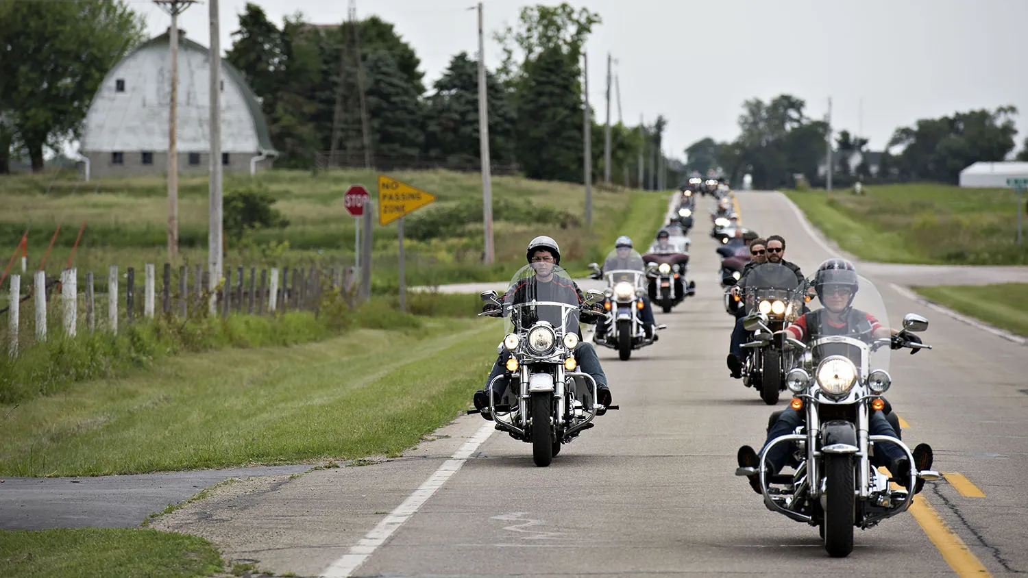 All Eyes on Walker, Rubio at the Iowa Hog and Hog Event - Bloomberg