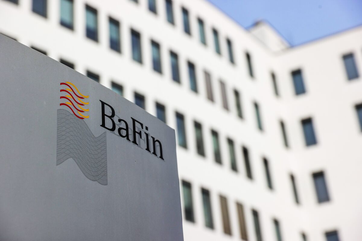 Germany's BaFin Says Banks Must Keep Selling Bonds - Bloomberg