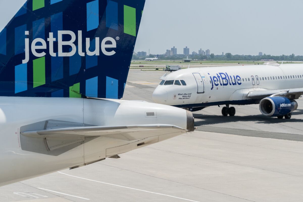 JetBlue (JBLU) Says Delayed Planes, Engine Woes Constraining Growth ...