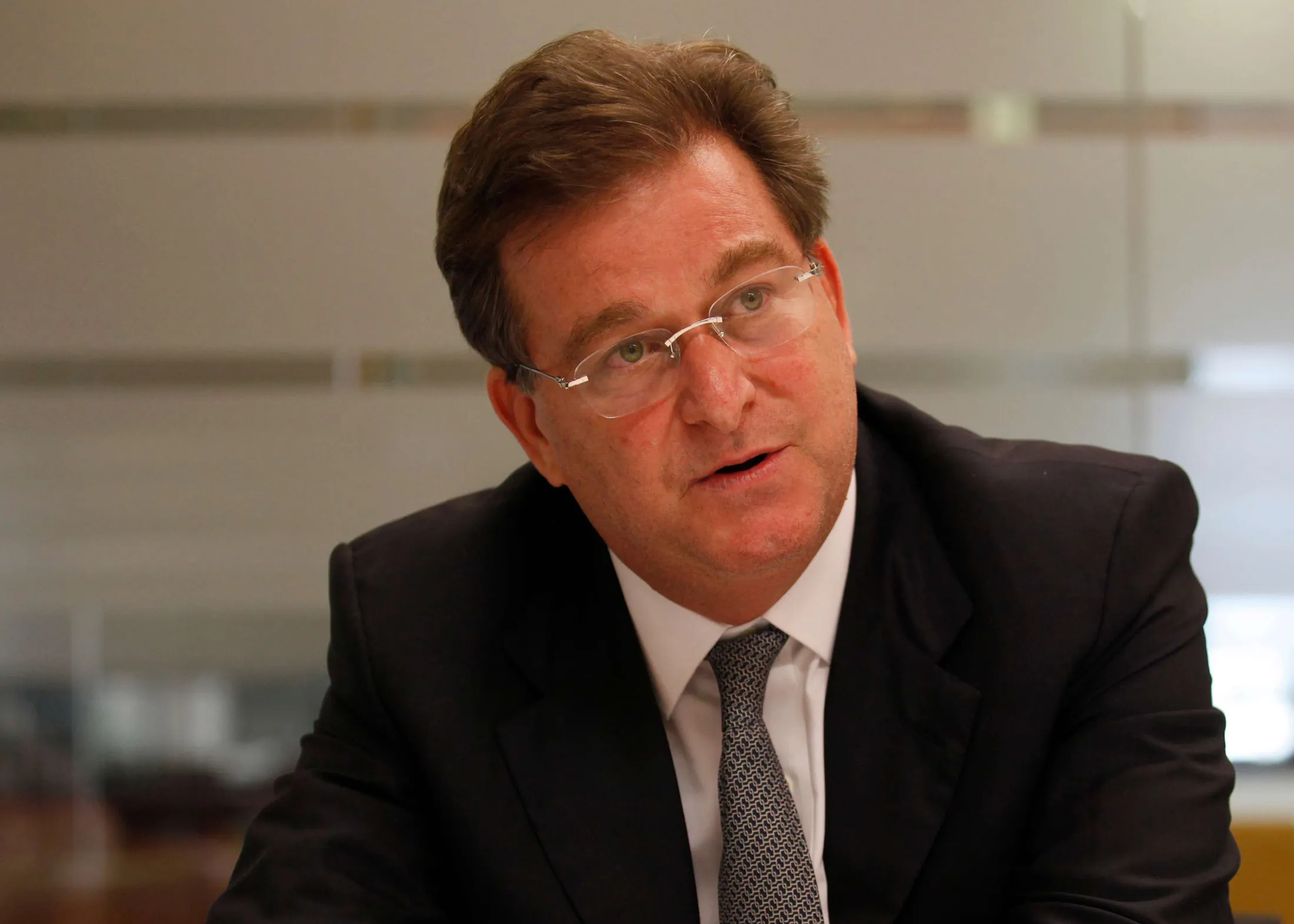 Abu Dhabi Royals Back Colombian Billionaire’s Bid for Food Firm - Bloomberg