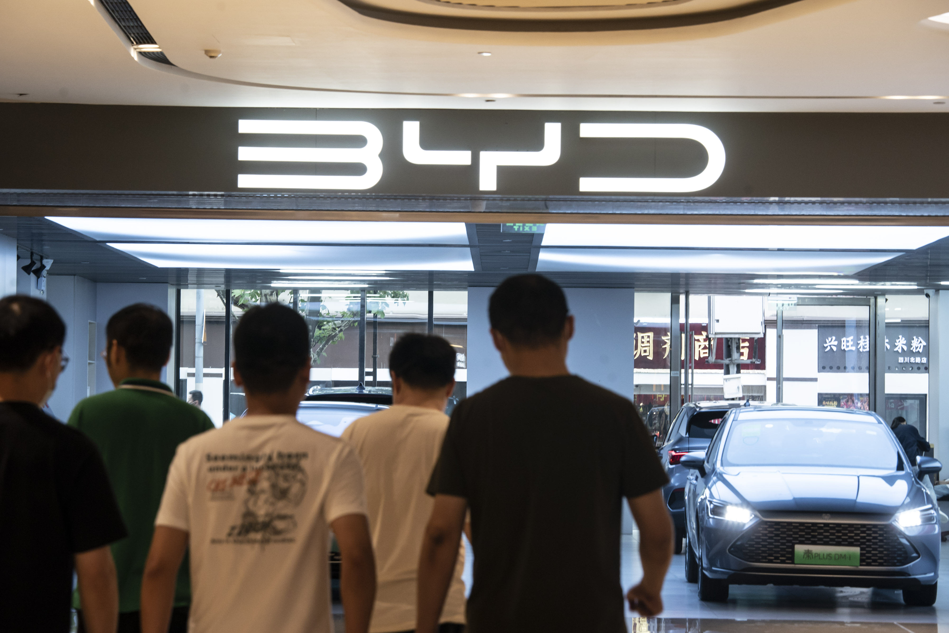 Buffett’s Offloading of Stock in BYD Tops $500 Million Mark - Bloomberg