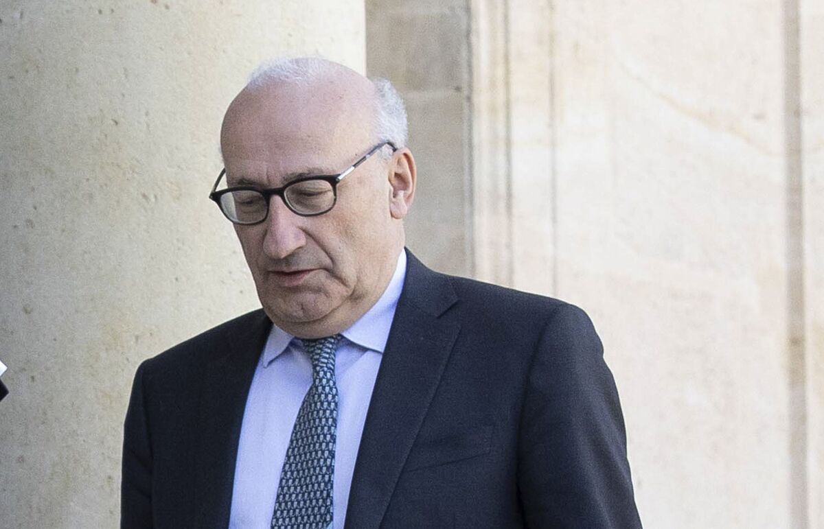 French Ambassador Etienne Says ‘a Lot of Work’ Remains to Repair US ...