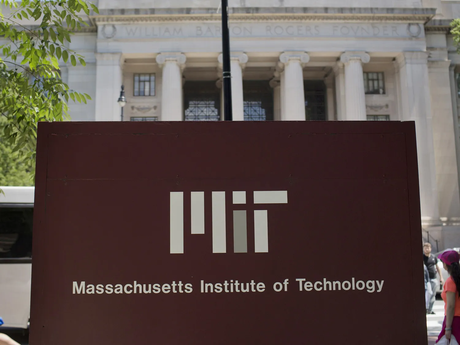 Schwarzman College at MIT Spurs Outcry by Students, Faculty - Bloomberg