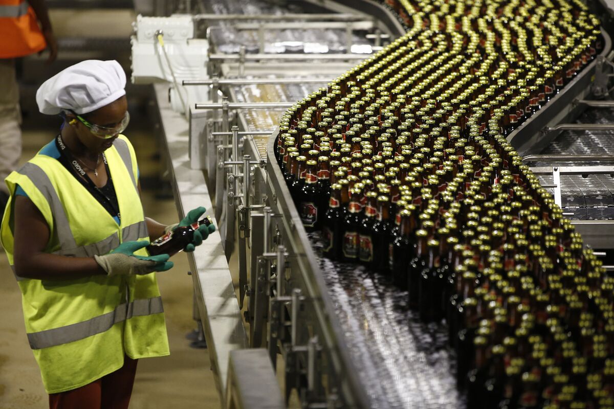 Diageo Slides as Distiller Plans $5.6 Billion Investor Return - Bloomberg