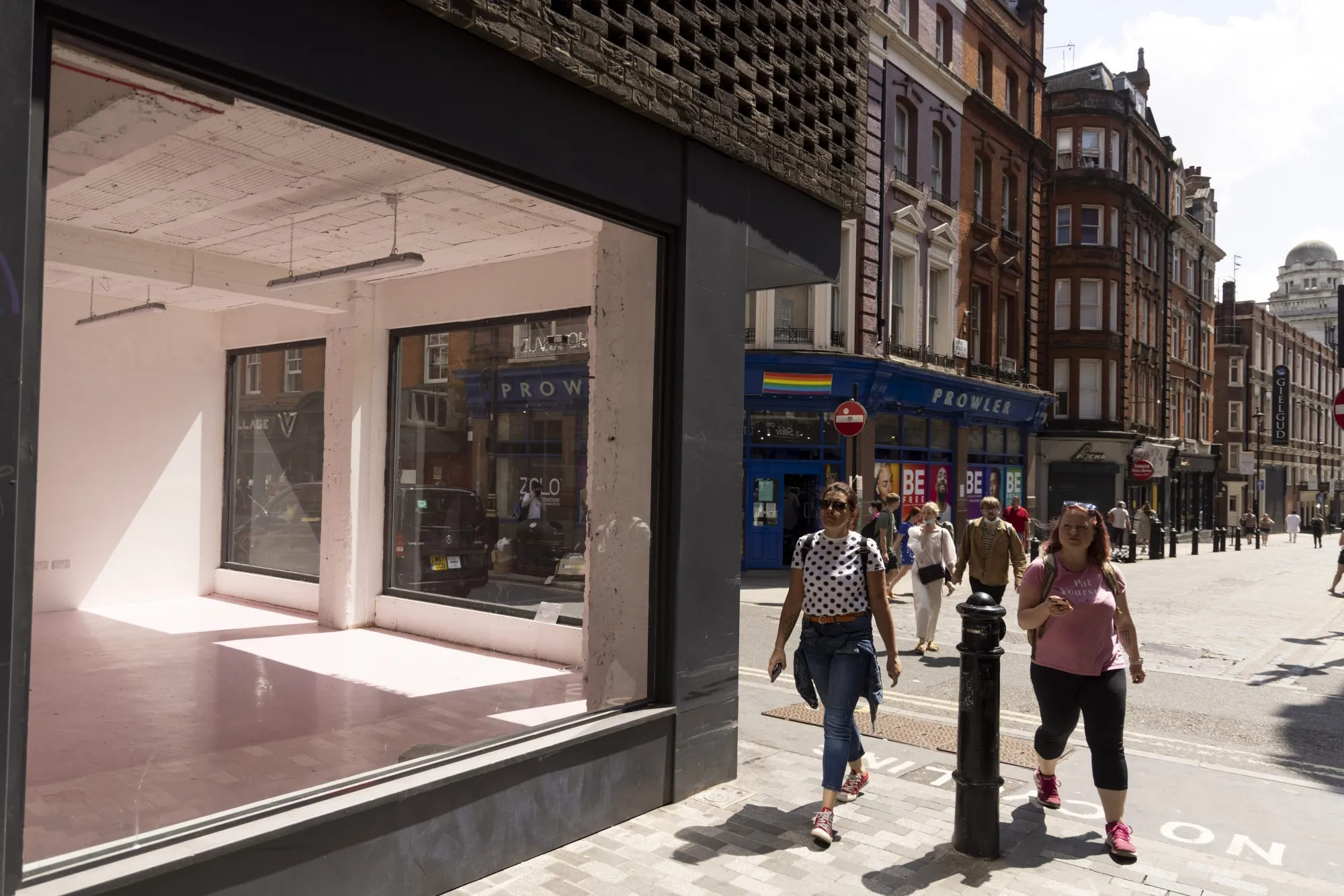 London West End Landlord Expects Retail Crisis to Get Even Worse ...