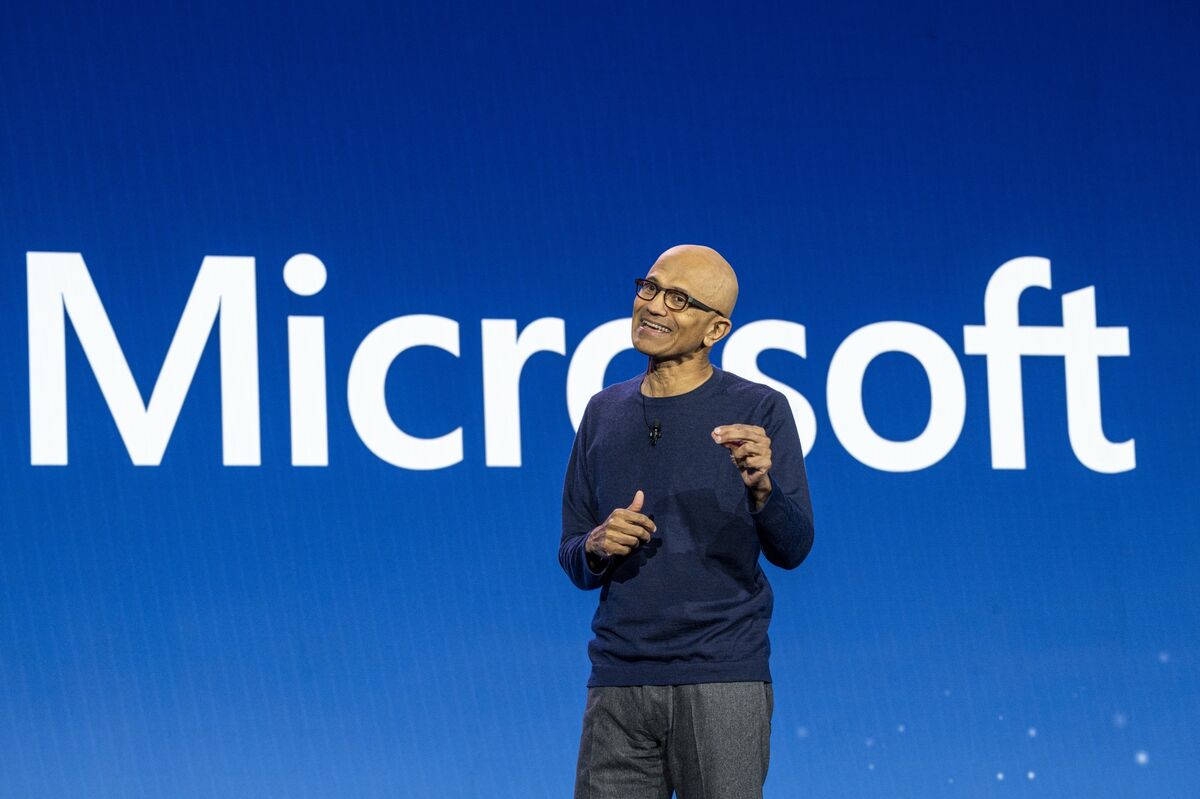 Microsoft CEO Nadella to Meet Indonesian President Widodo During ...