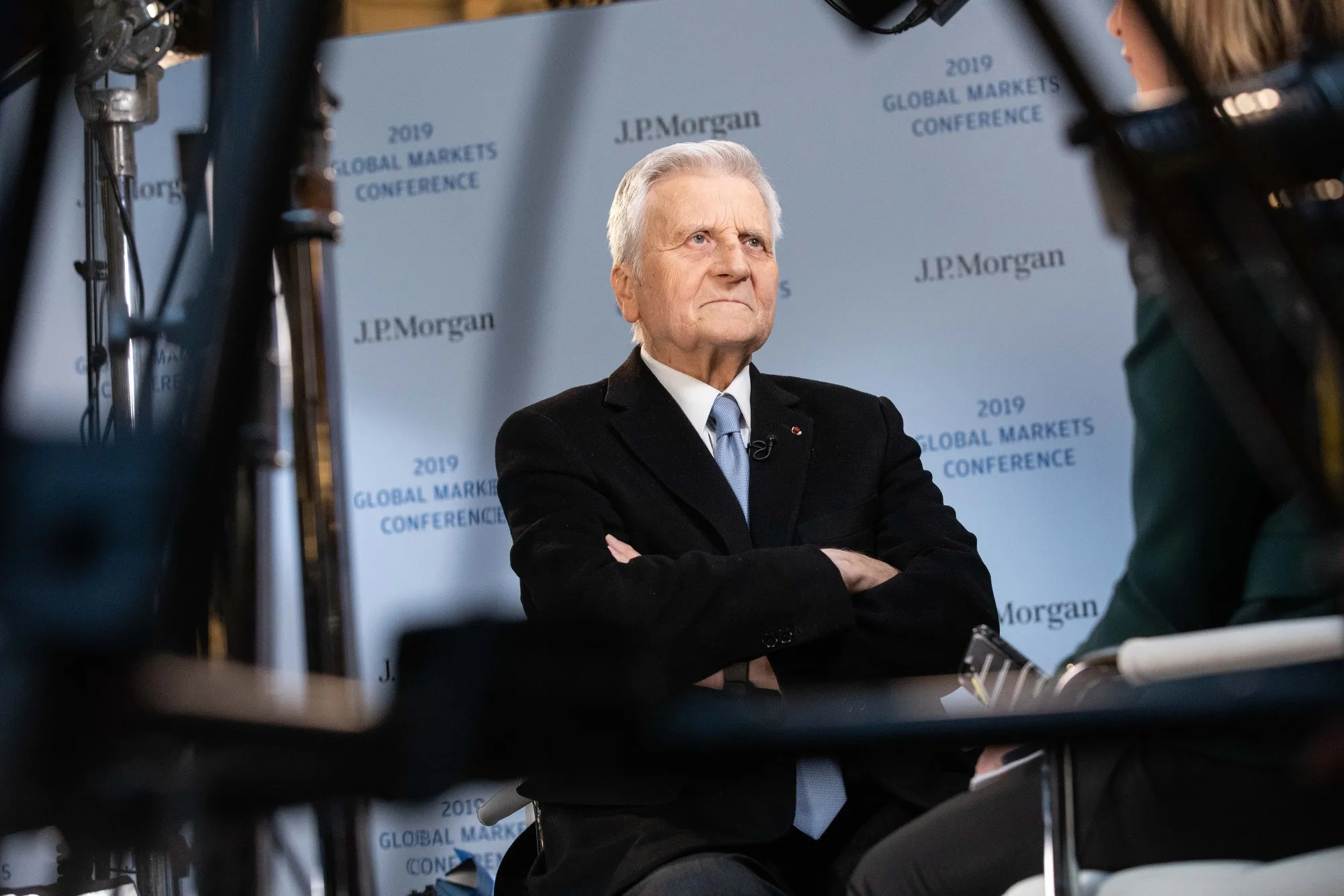Trichet Sees Public Debt Level More Worrying Than Before Lehman - Bloomberg