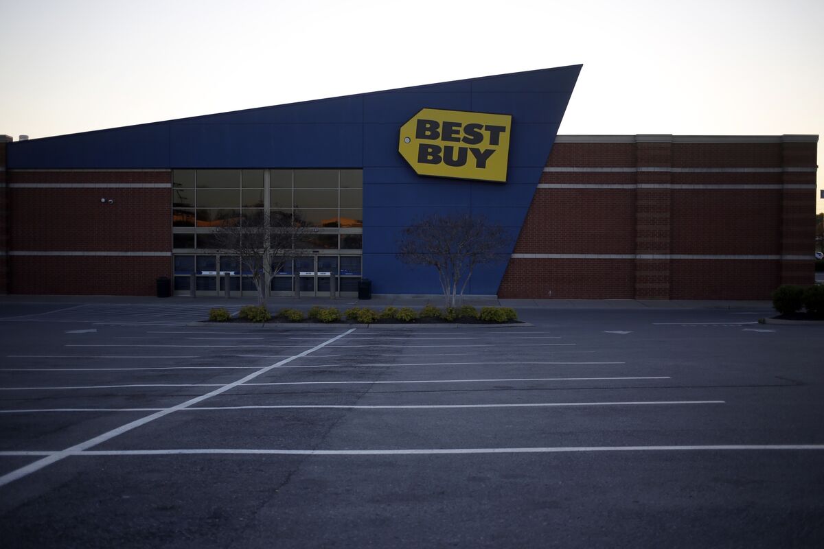 Best Buy Reopening Most Stores Next Week With Cap on Capacity - Bloomberg