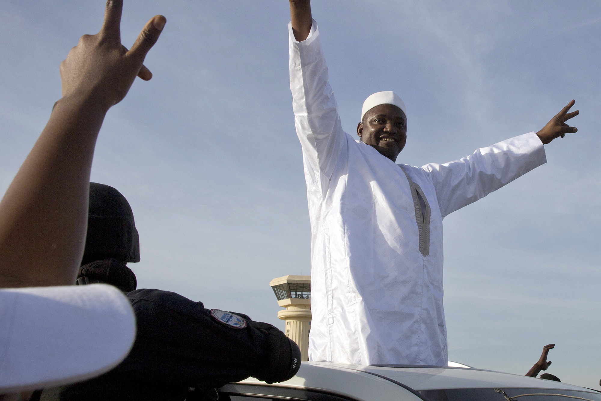 Barrow Returns to Gambia as President Amid High Expectations - Bloomberg