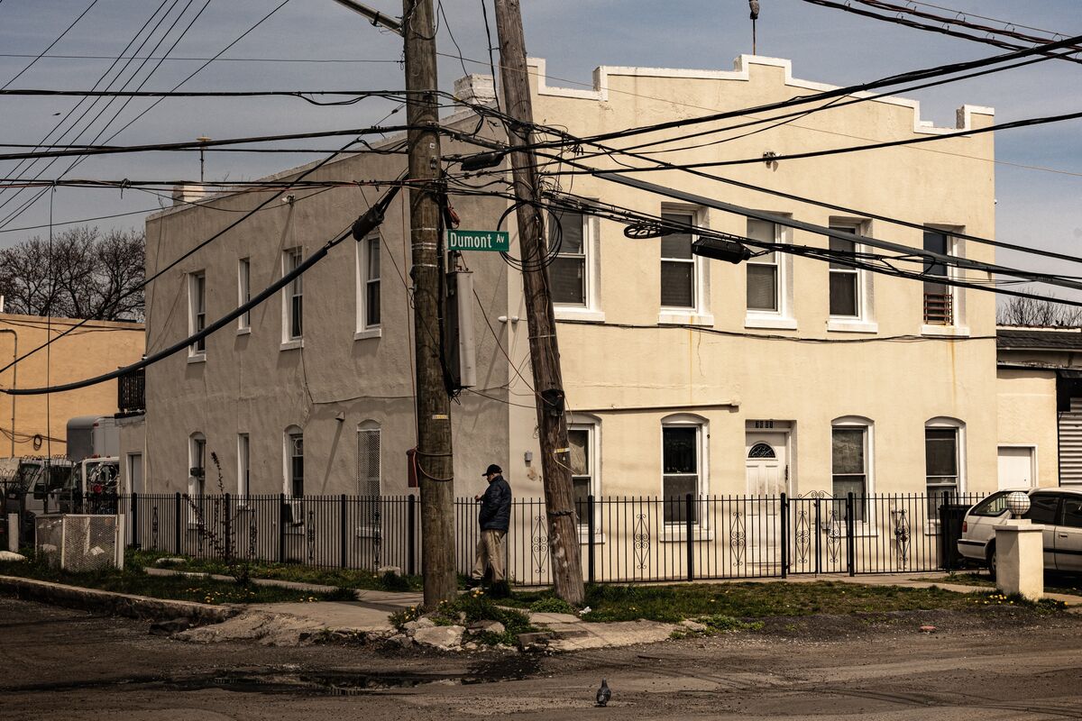 New York’s The Hole: Forgotten Jewel Streets Hope for Revival