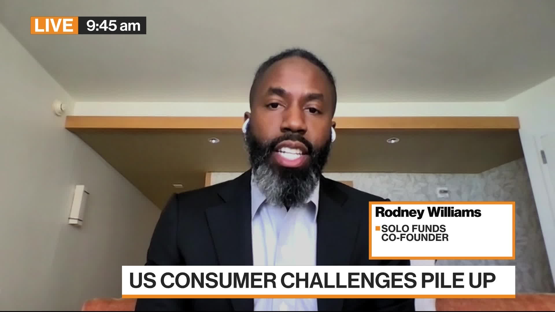 Watch 'Consumers Are Cash Poor, but Credit Rich': Solo Funds Co-Founder - Bloomberg