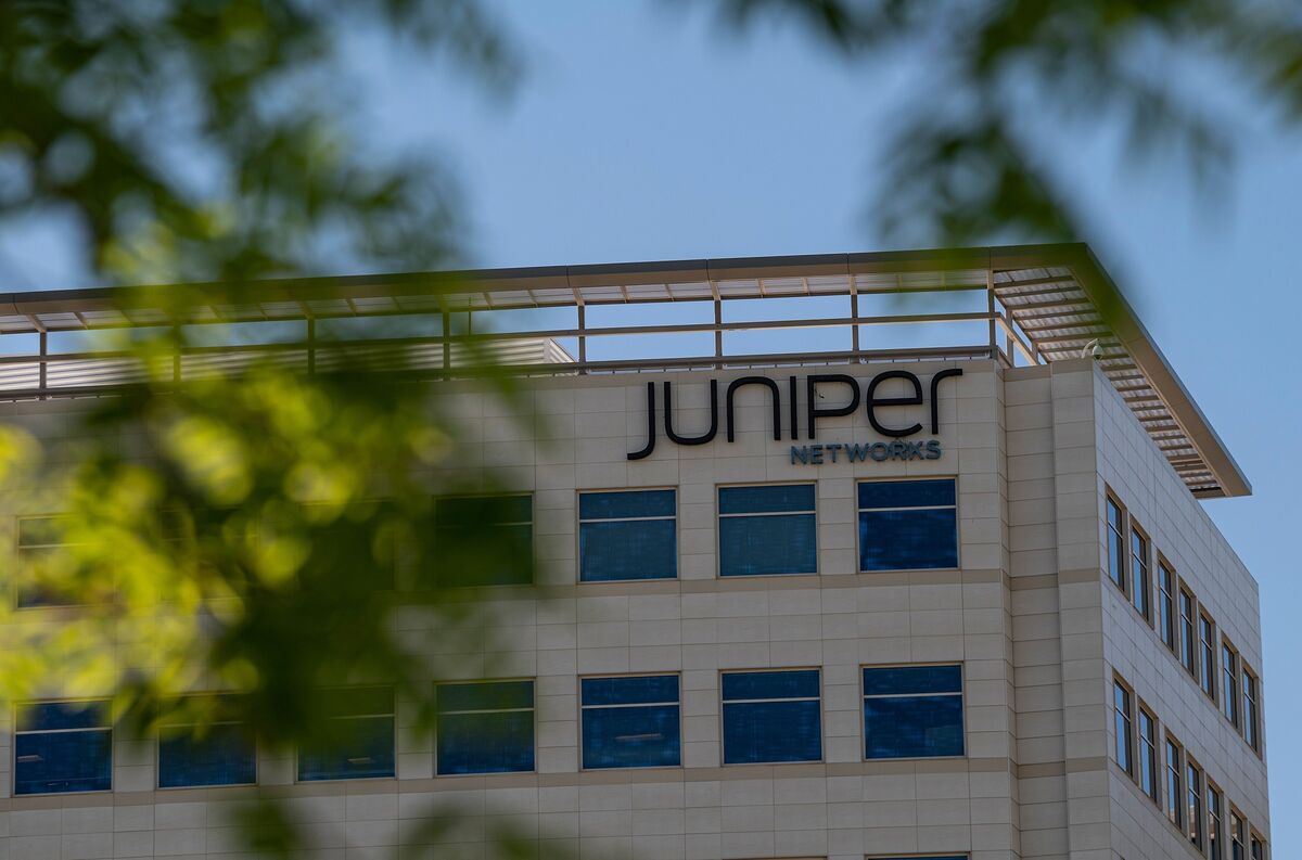 DOJ Sues to Stop HPE’s $14B Deal to Buy Juniper Networks - Bloomberg