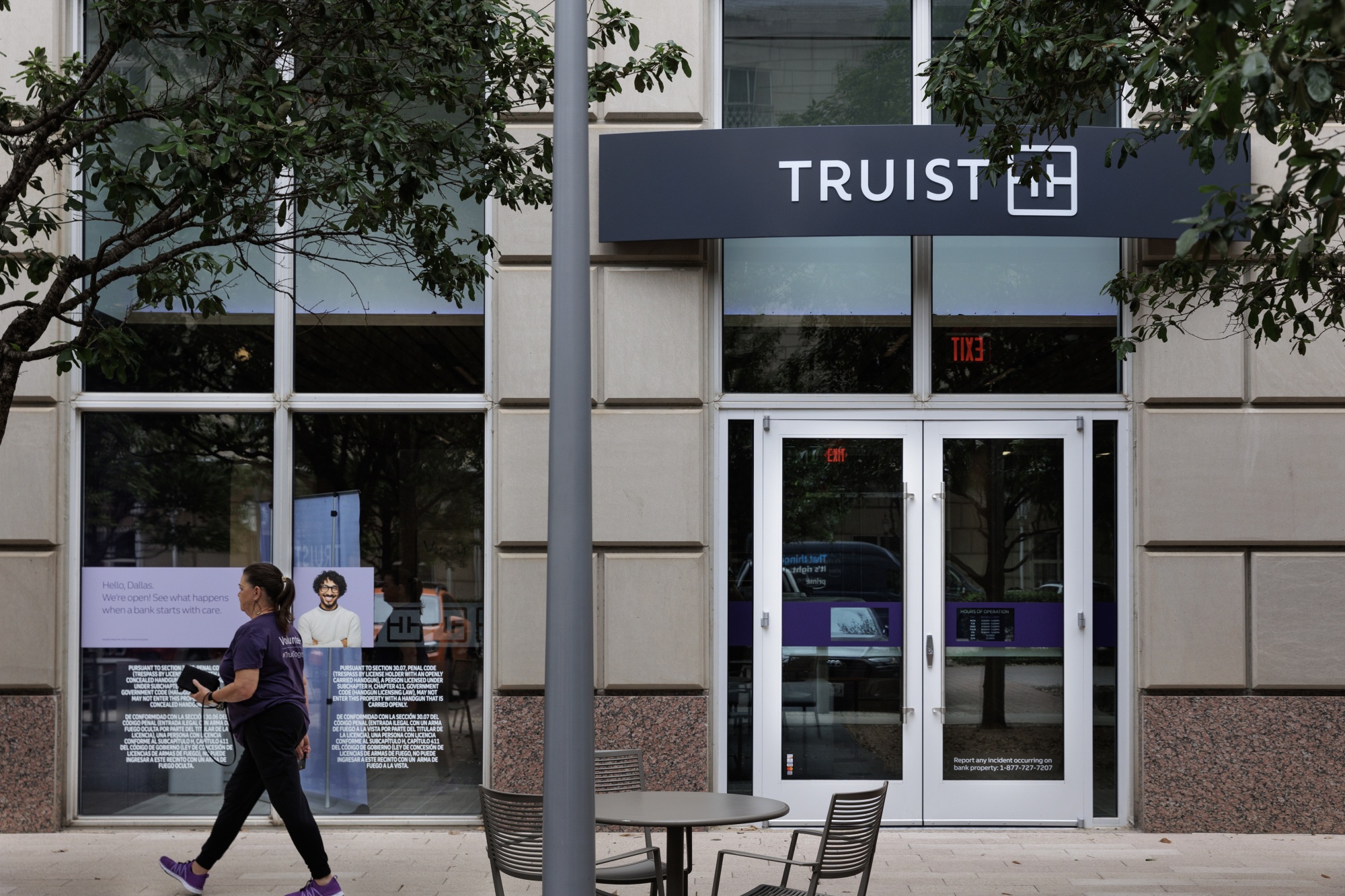 Fifth Third FITB Truist TFC Weather Banking Turmoil With Deposits Fifth Third FITB Truist TFC Weather Banking Turmoil With Deposits