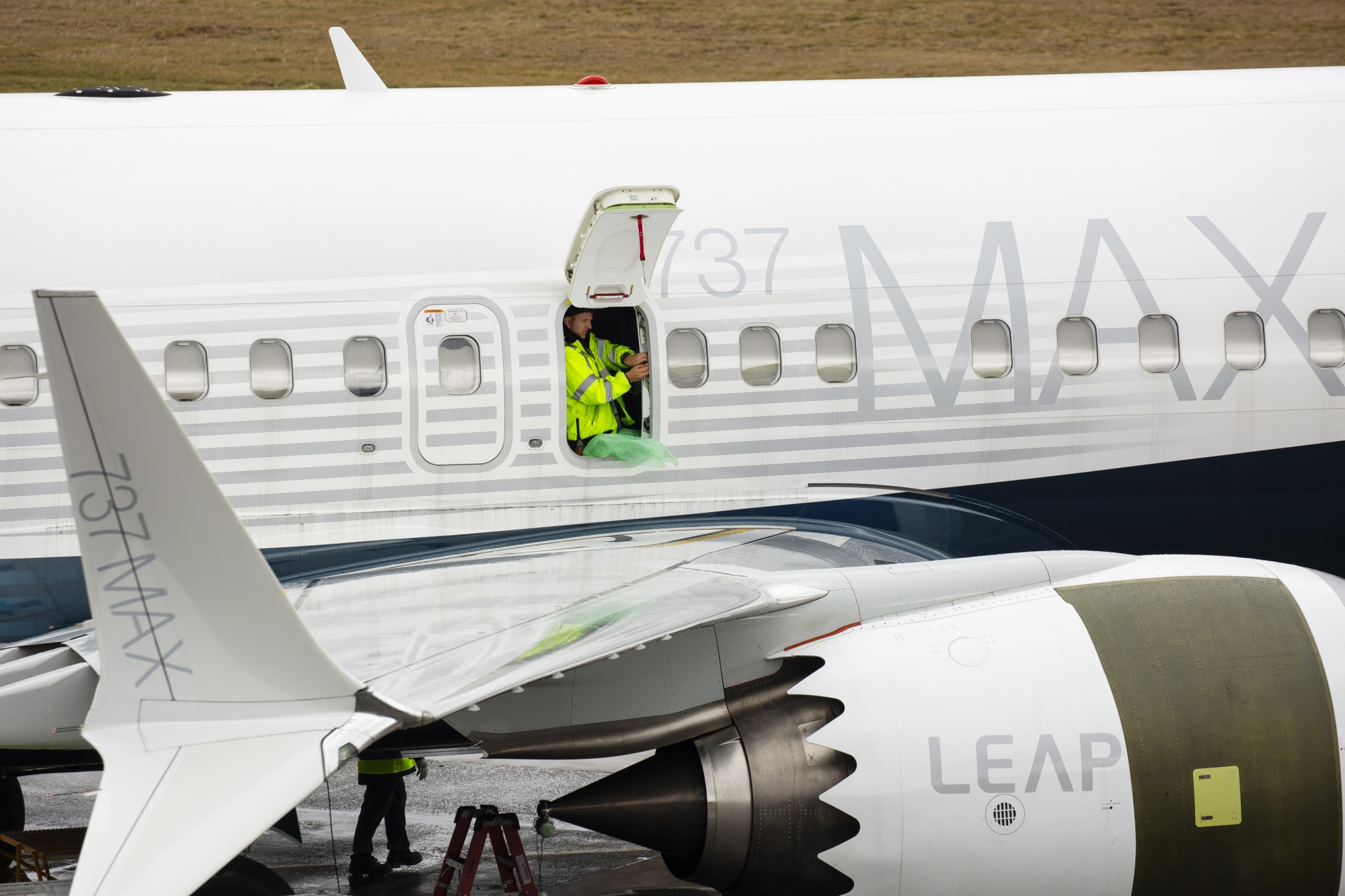 Boeing Books First Firm Orders of 2019 for Grounded 737 Max - Bloomberg