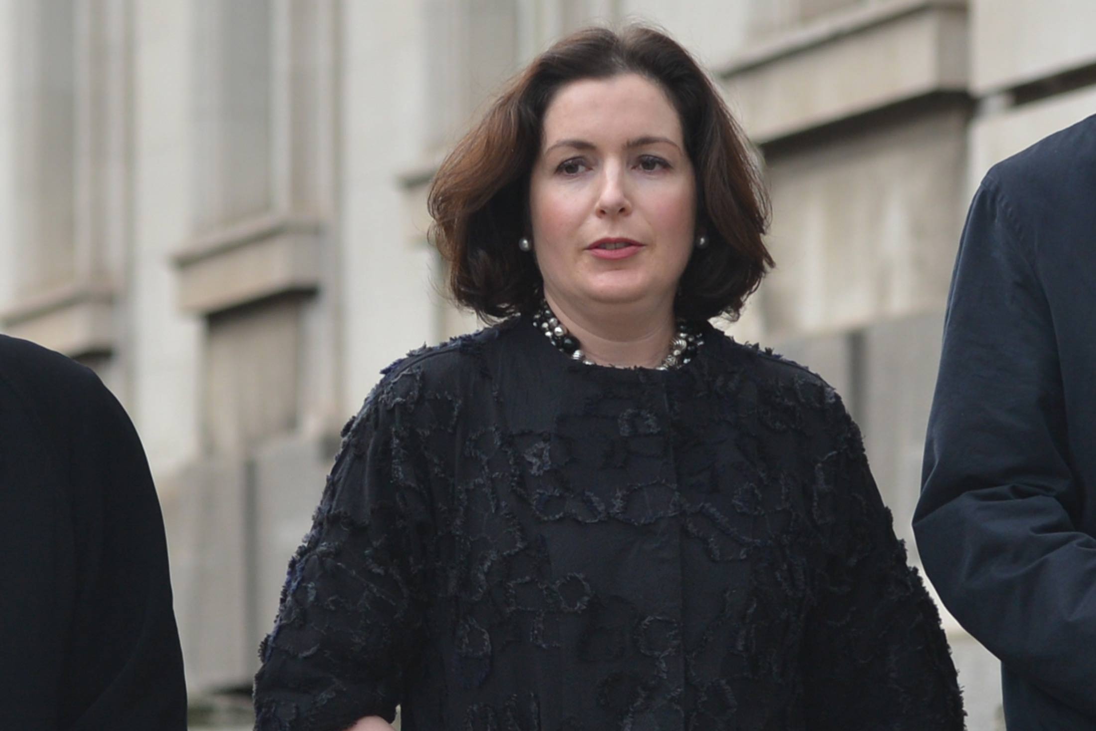 Bank of Ireland CEO to Say Lender Too Slow in Loan Scandal - Bloomberg