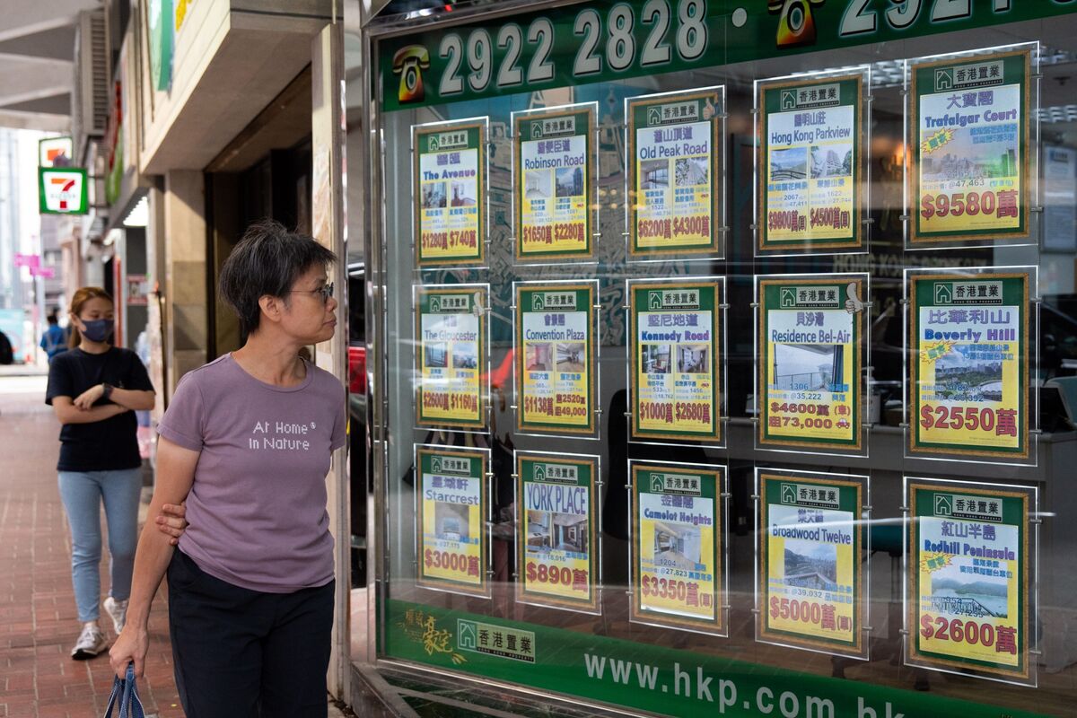 Hong Kong Home Prices Fall to Lowest Since 2017 as Rents Rise - Bloomberg