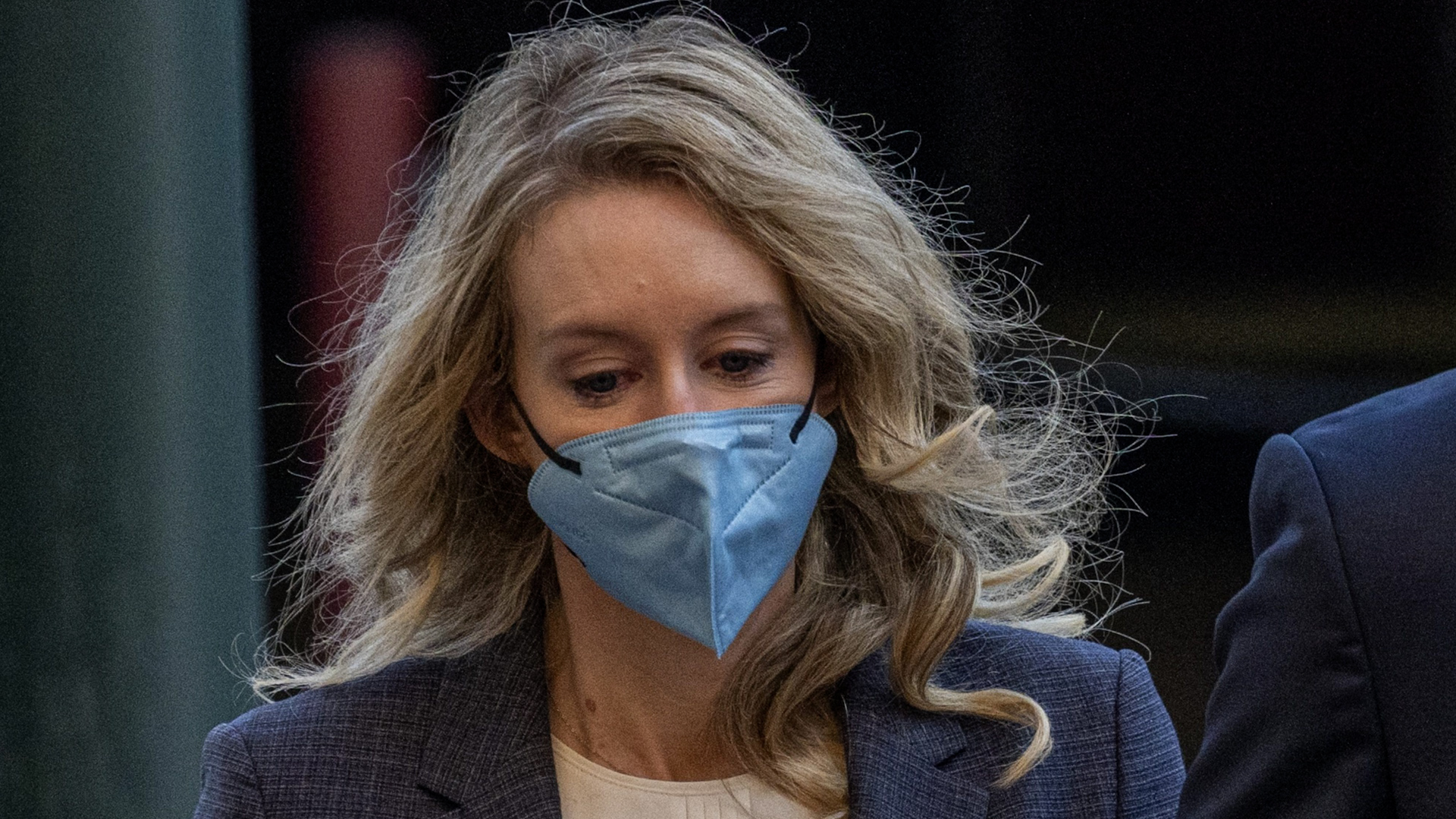 Watch Holmes Trial Reaches Final Stretch With Closing Arguments - Bloomberg