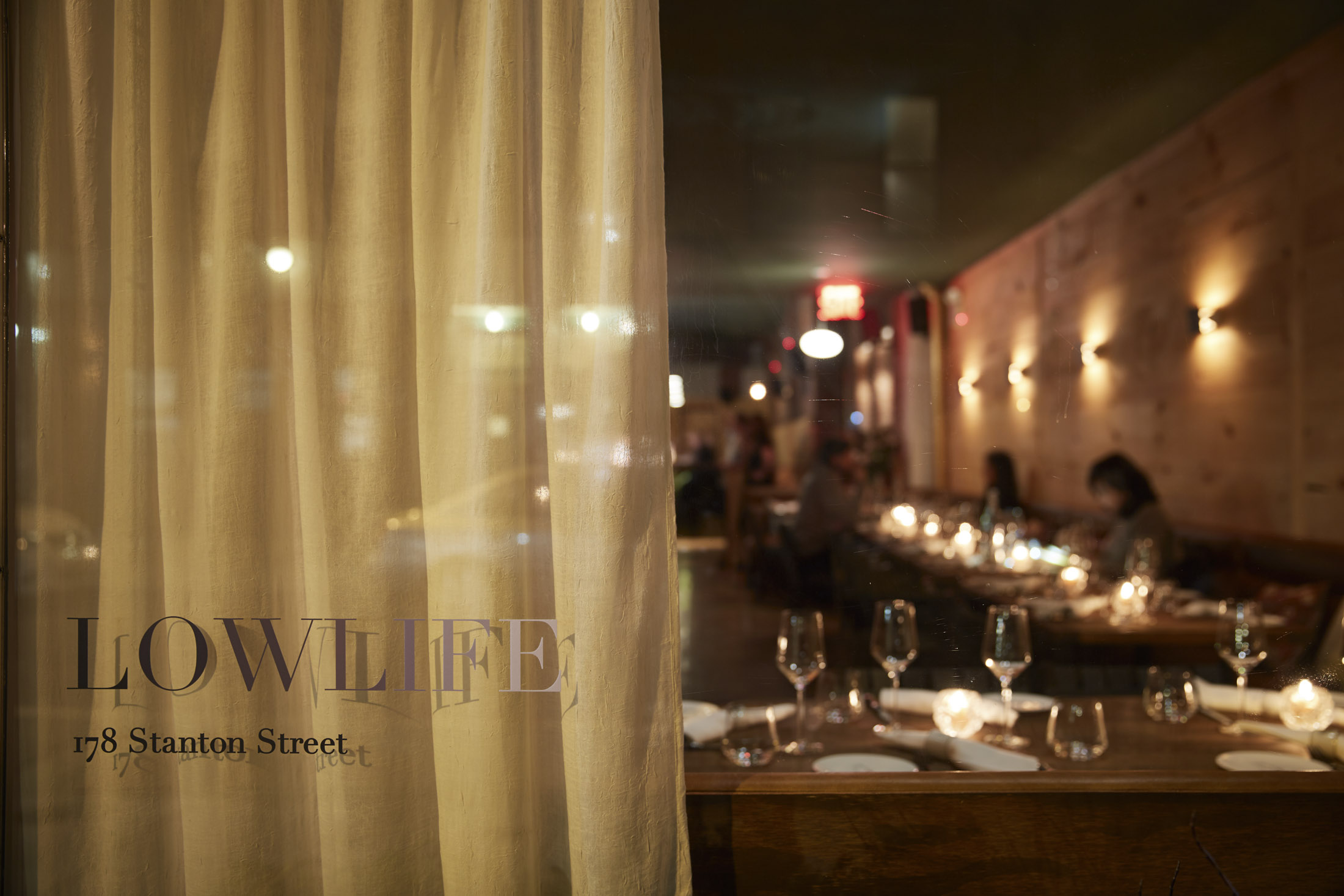 Lowlife Restaurant Review: When Great Food and Format Disagree - Bloomberg