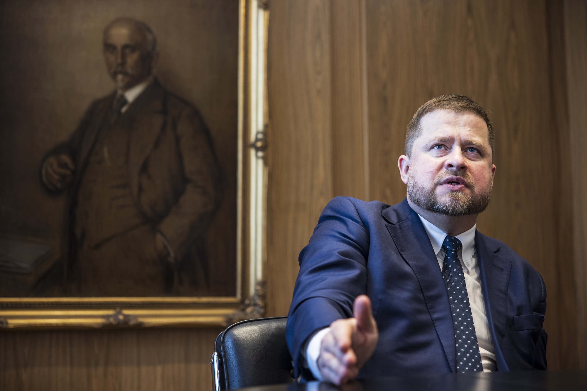 Czech Gold Holdings Rise as Governor Michl Diversifies Reserves - Bloomberg