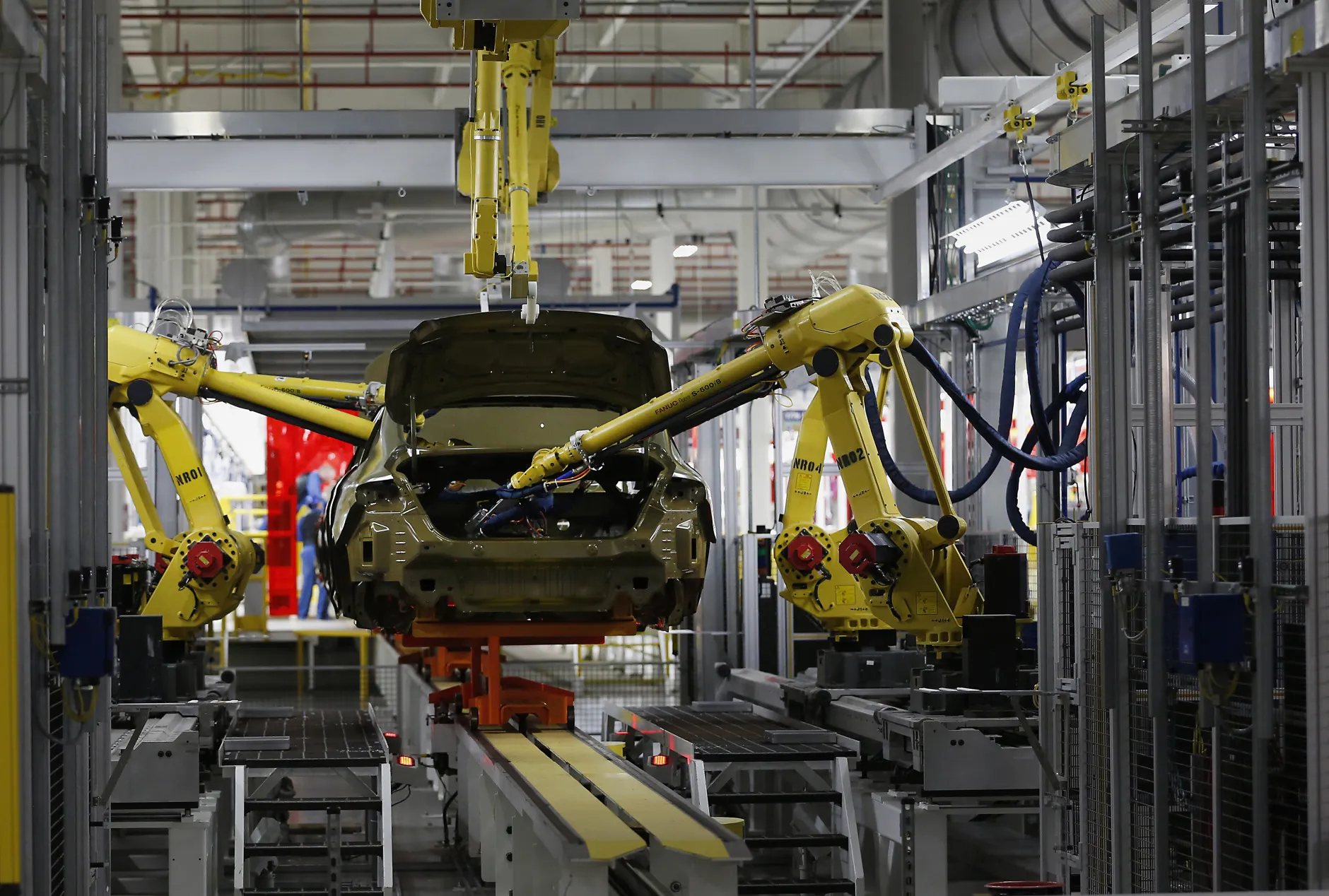 Noose Hanging at Ram Truck Plant Adds to Auto Industry Tensions - Bloomberg