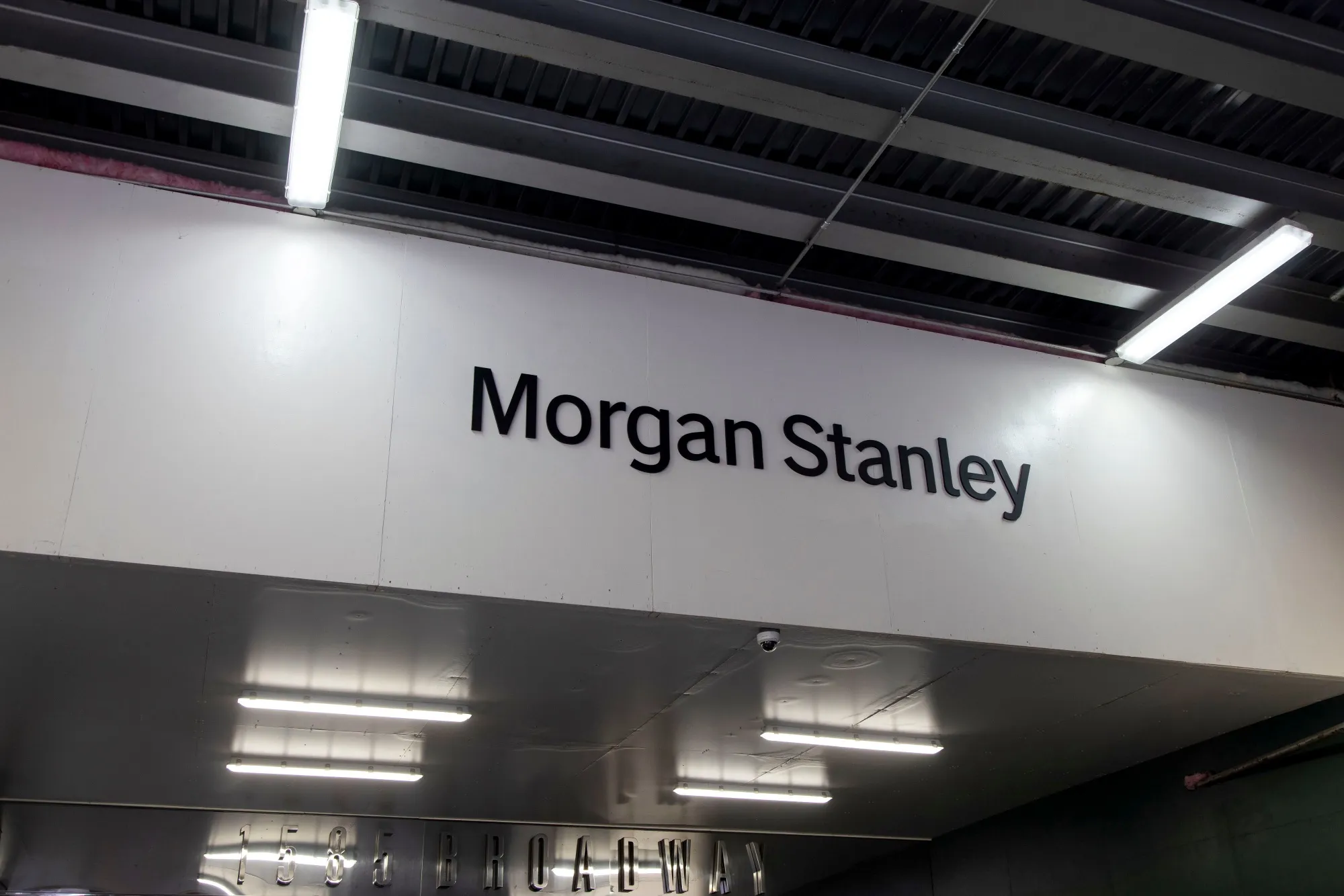 Morgan Stanley Promotes Mahdavi, Teasdale to Run Americas M&A - Bloomberg