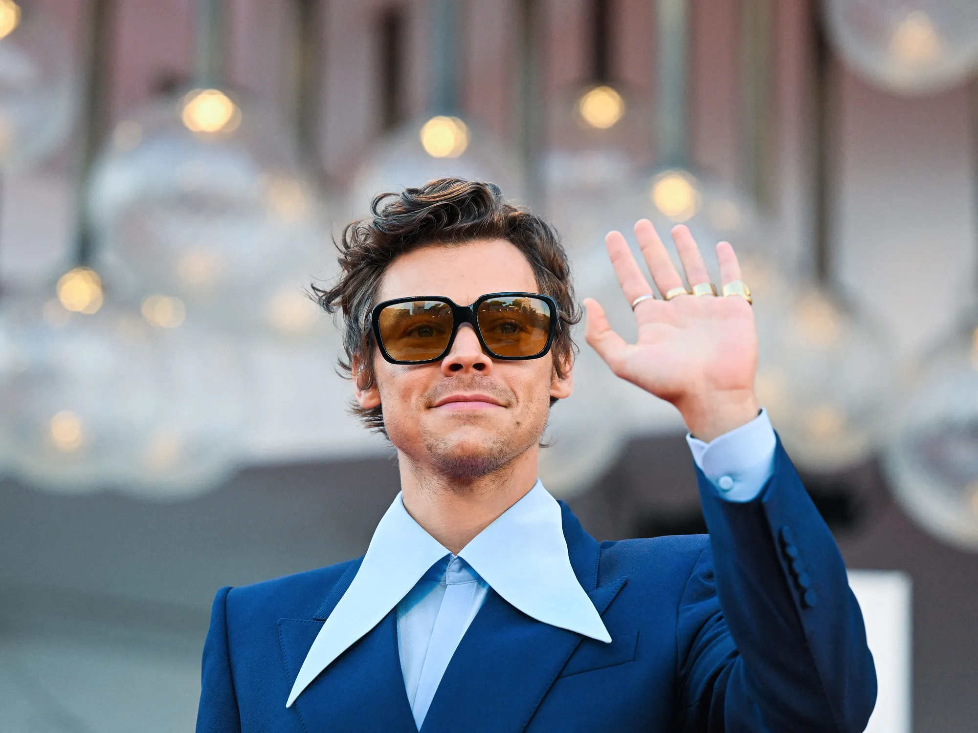 Harry Styles Jokes He ‘Went to Venice to Spit on Chris Pine’ at NY Tour ...