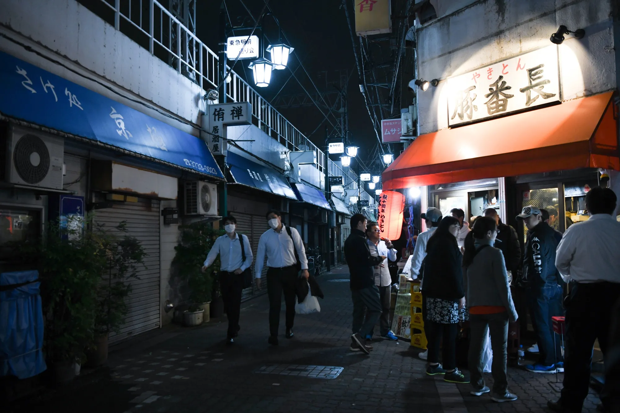 Japan Says Economy Worsening Rapidly Even as Shutdowns Ease - Bloomberg