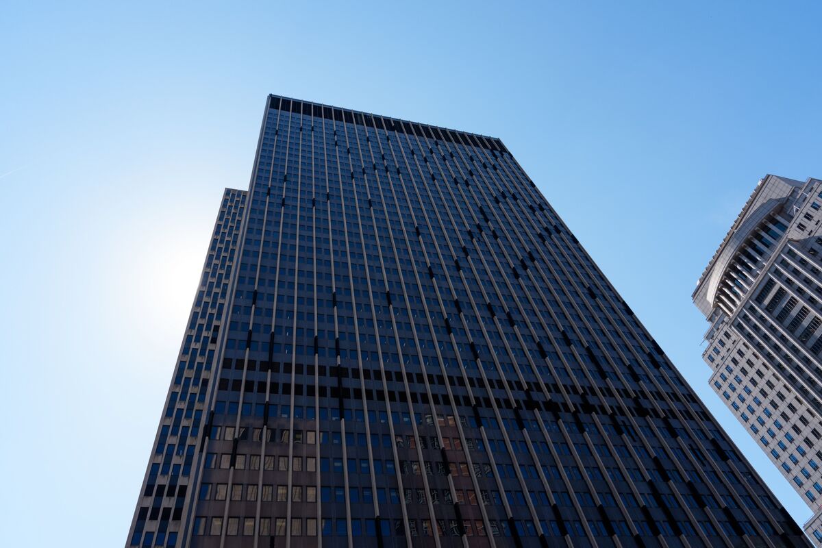 Trump’s Federal Building Selloff Faces $26 Billion Repair Hole - Bloomberg
