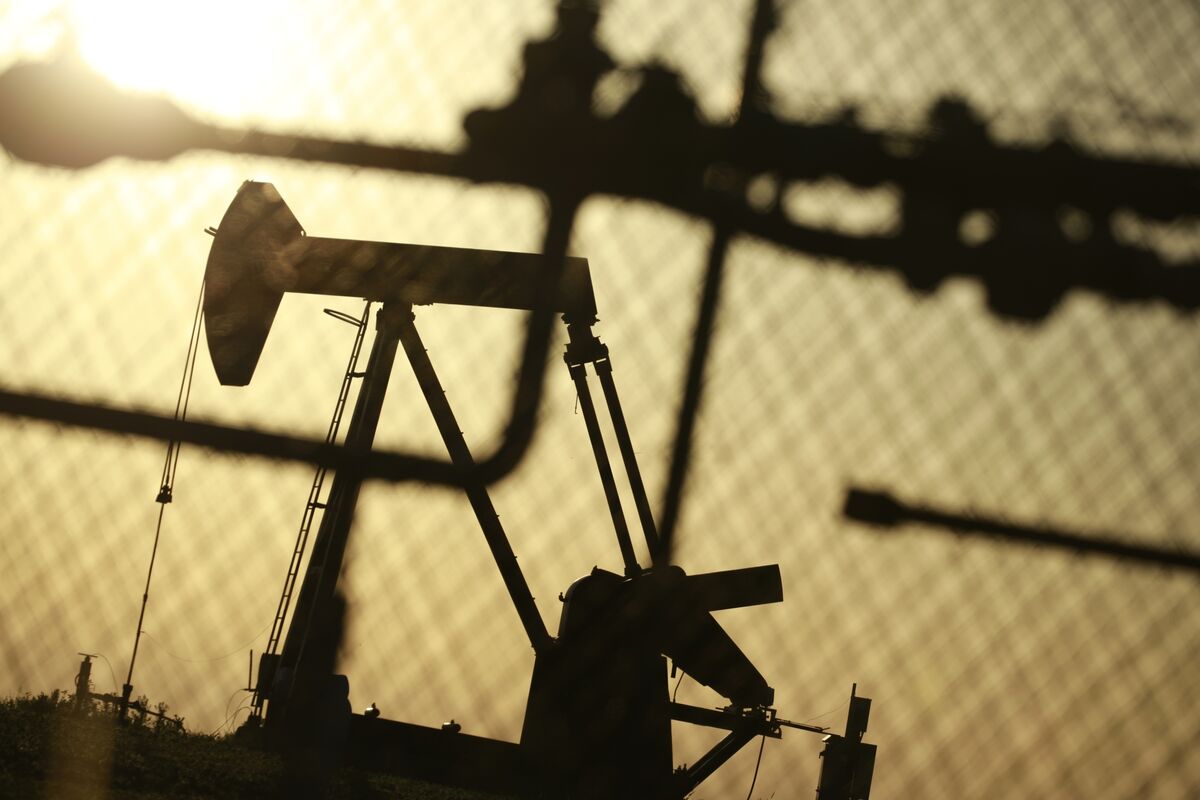 Vitol Sees Oil at $80-$100 This Year With Strong Demand Growth - Bloomberg